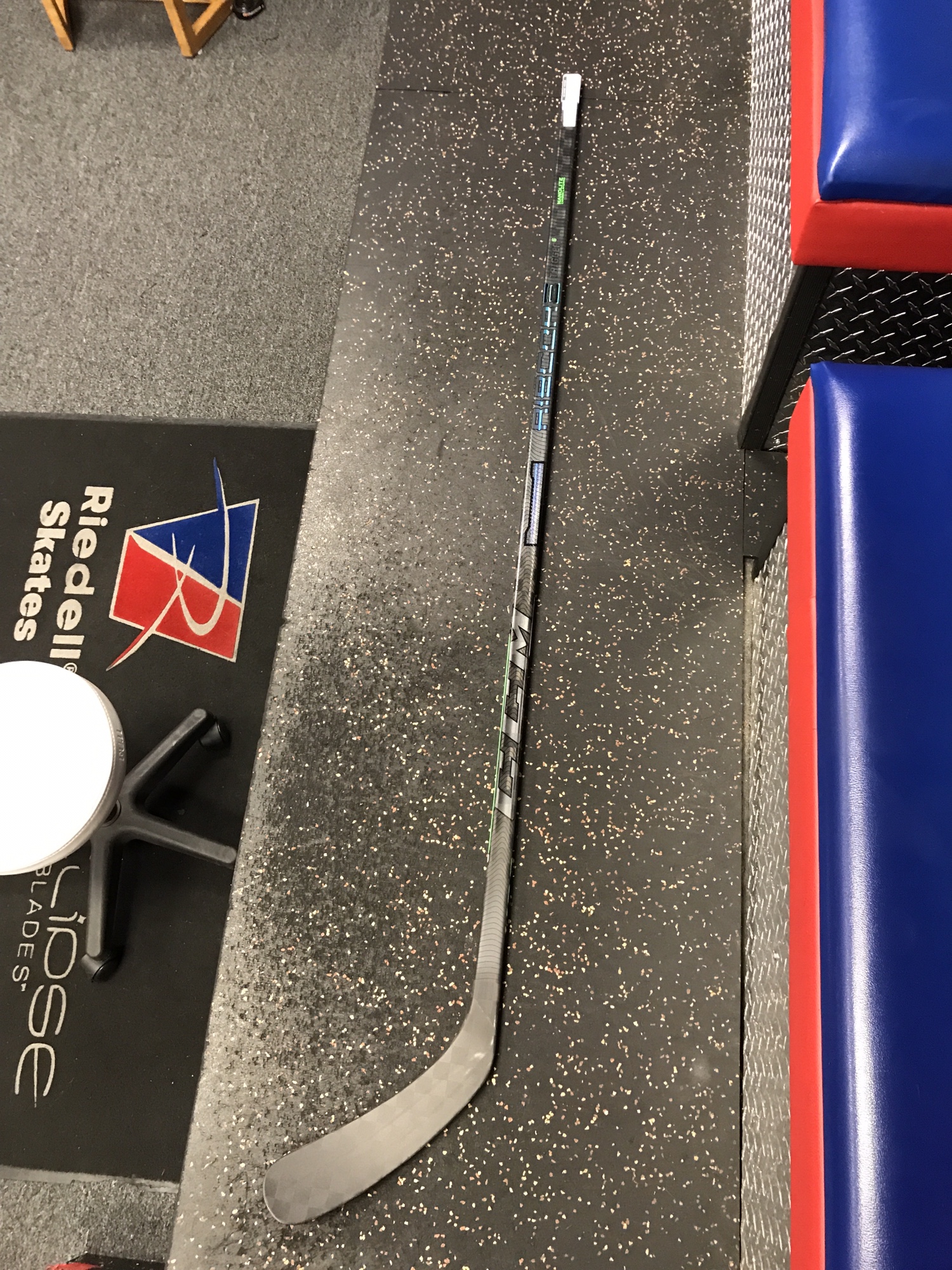Senior New Right Handed CCM RibCor Trigger 6 Pro Hockey Stick P29 / 80 ...