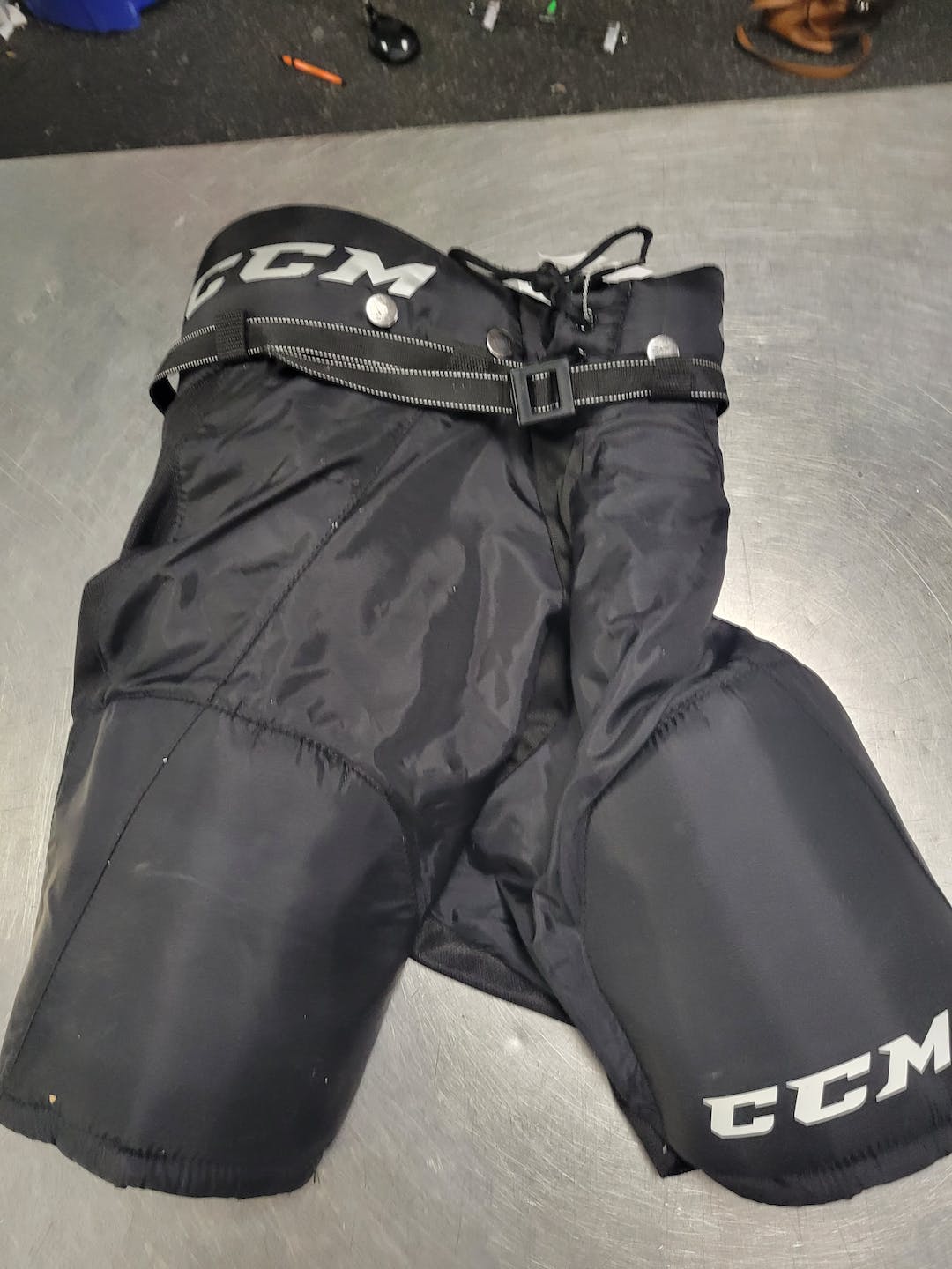 Used Ccm 9550 Md Pant Breezer Hockey Pants | SidelineSwap