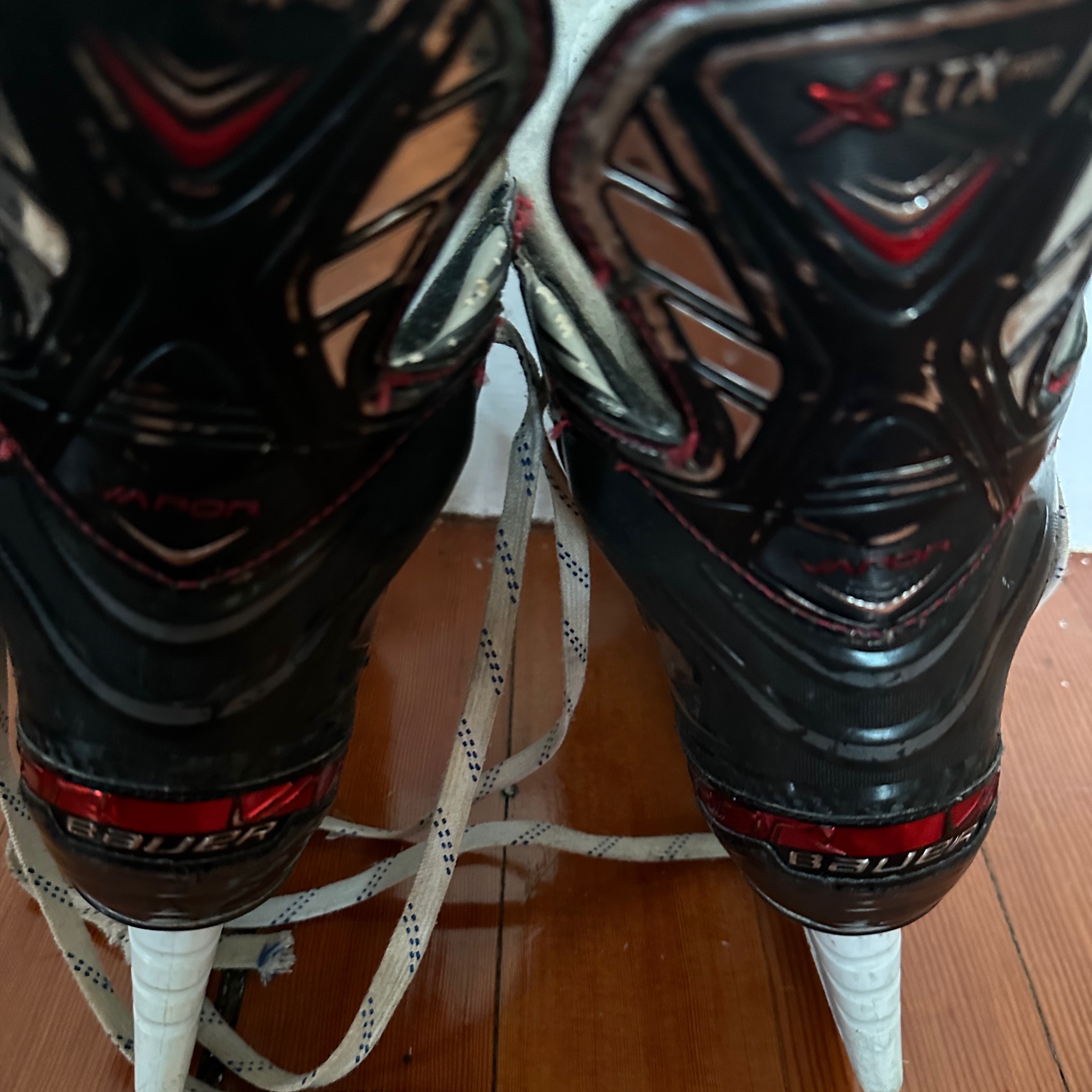 Intermediate Used Hockey Skates Vapor X LTX Pro Size 5.5 | SidelineSwap