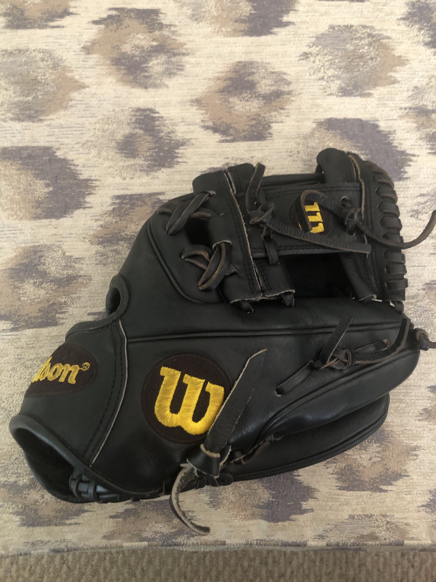 Wilson A2000 Black Infield 11.5" Glove | SidelineSwap