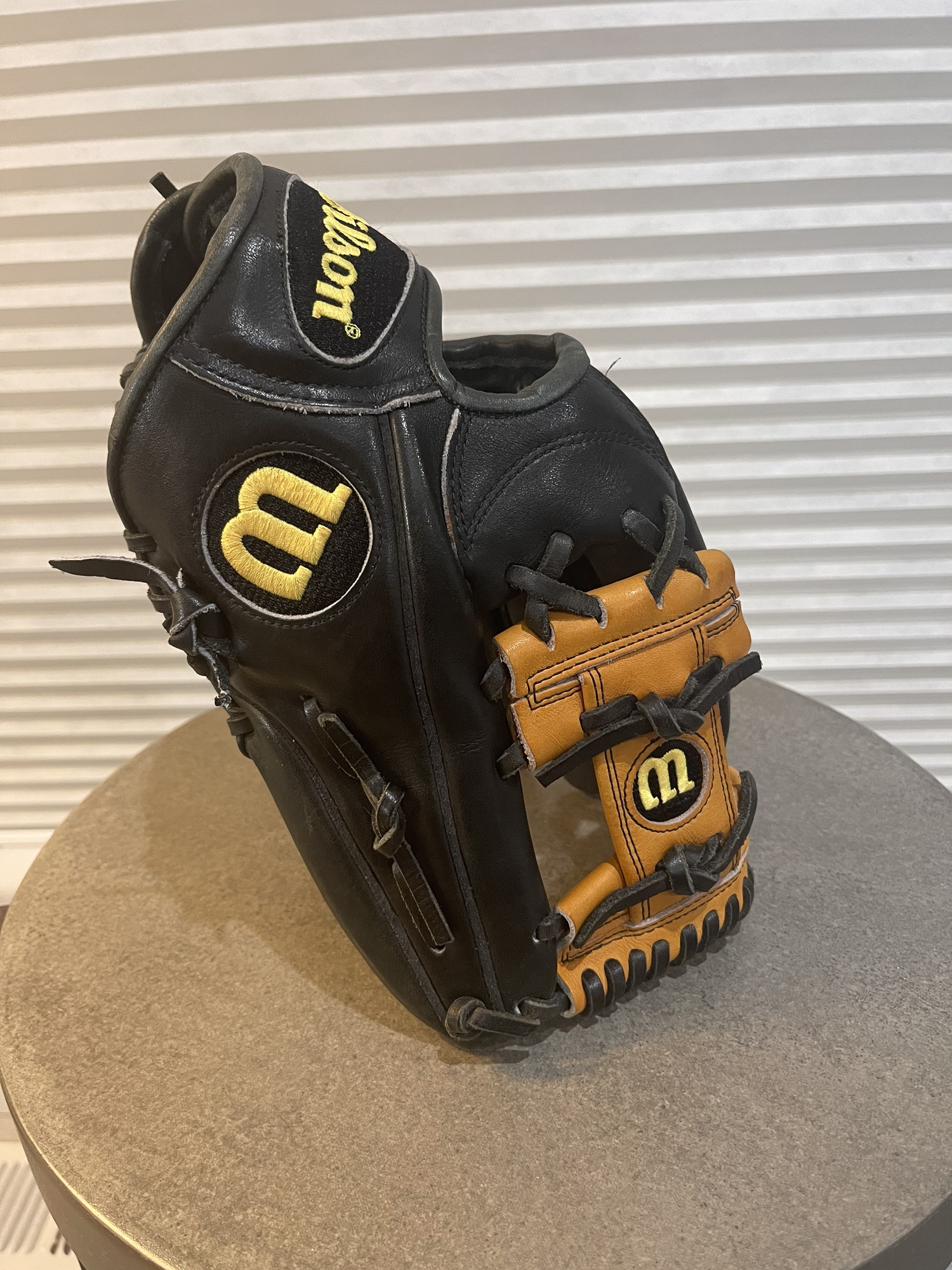Wilson A2000 1787 11.75 Japan Baseball Glove | SidelineSwap