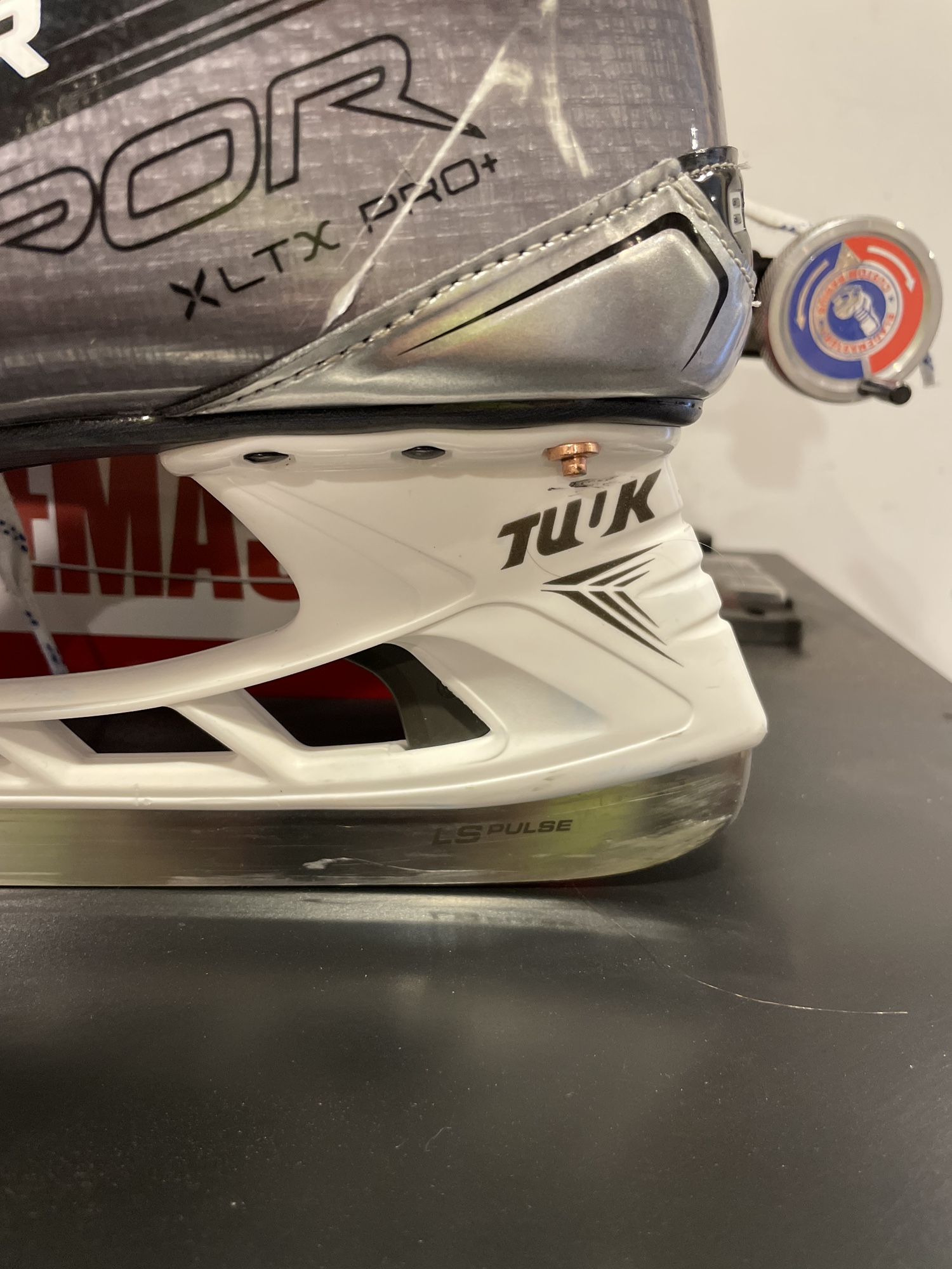 Bauer vapor LTX pro skate | SidelineSwap