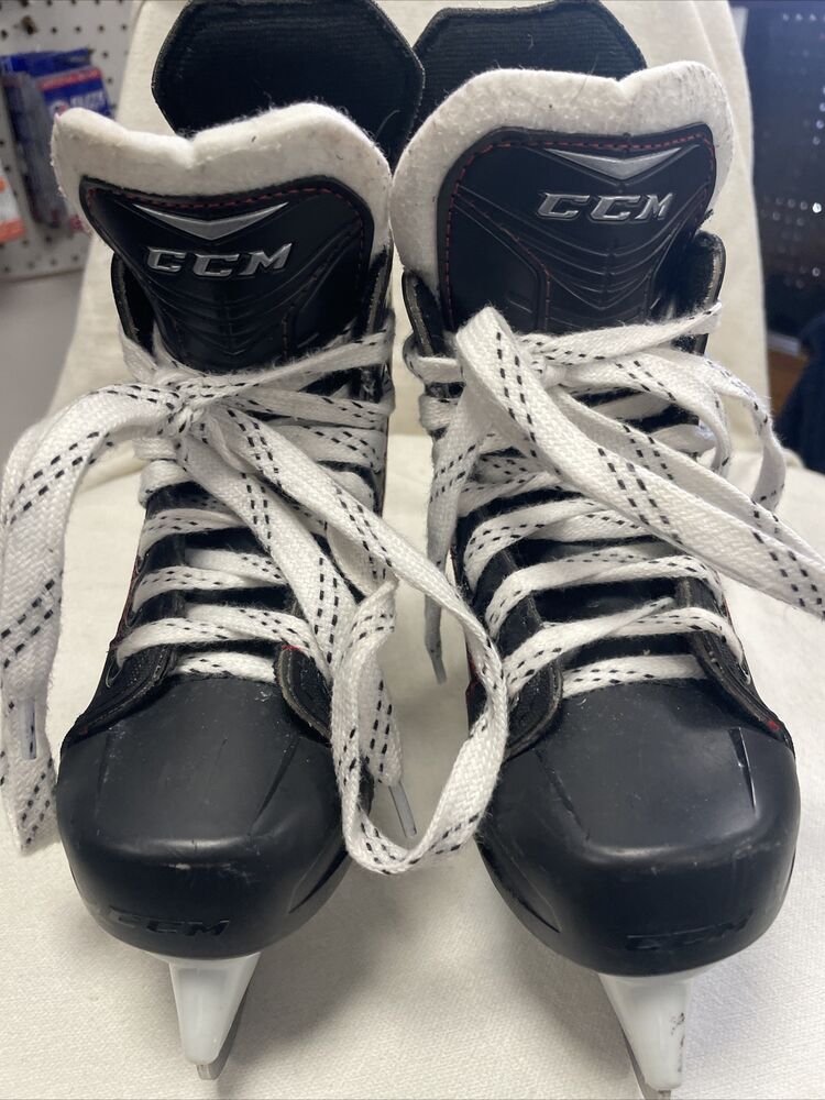 Youth Junior Size 10 CCM JETSPEED 250 ICE HOCKEY SKATES | SidelineSwap