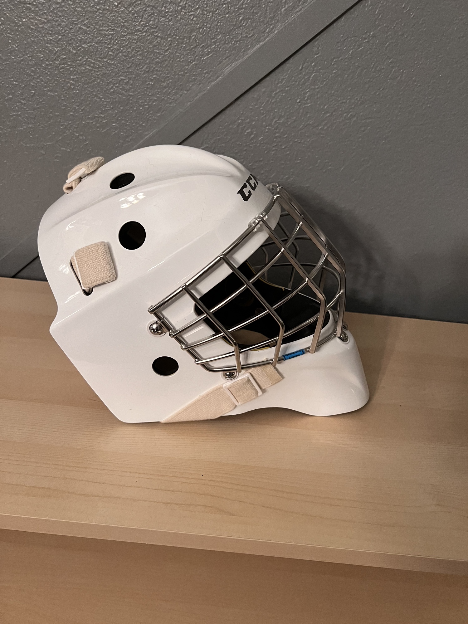Senior Small Used CCM Axis Pro Goalie Mask | SidelineSwap