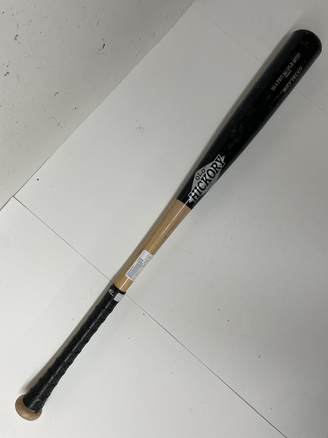 Used Old Hickory Mike Trout 32" Wood Bats | SidelineSwap