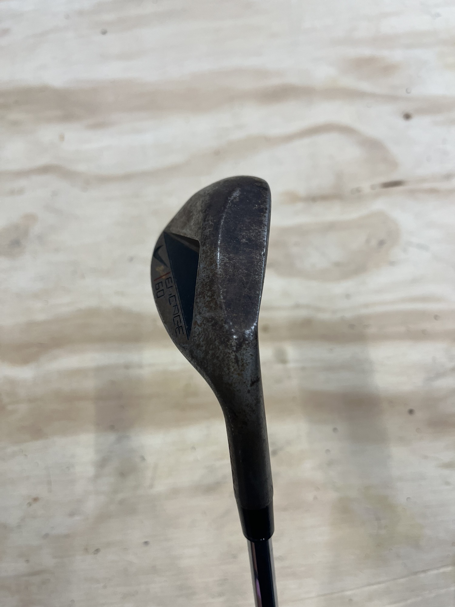 Used Men's Nike Engage Right Wedge 60 Steel | SidelineSwap