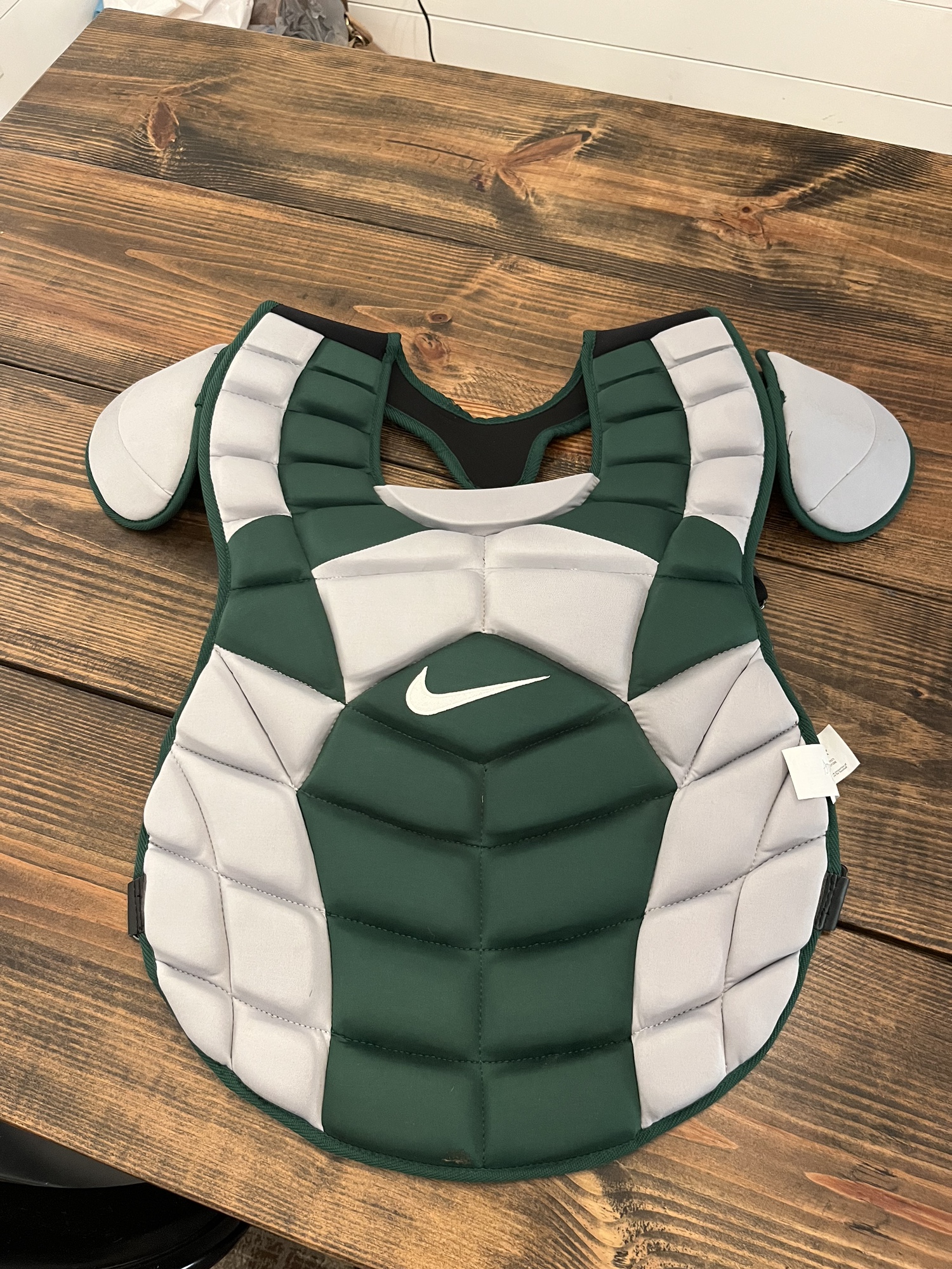 Nike Vapor Catcher's Chest Protector Size 18 | SidelineSwap