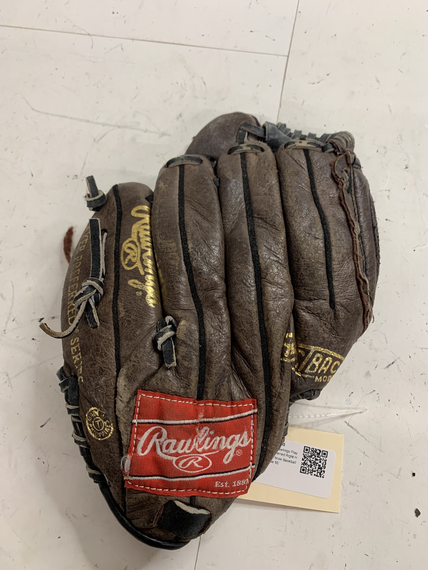 Used Rawlings Player Preferred Right Hand Throw Baseball Glove 10" | SidelineSwap