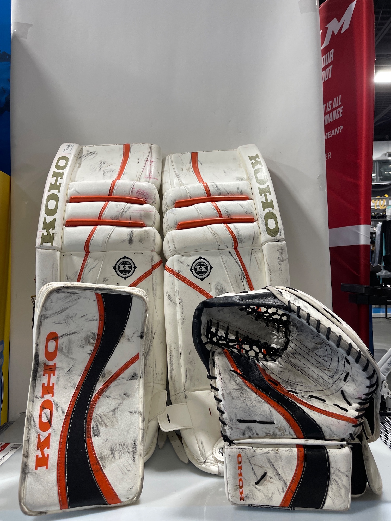 Used Pro Stock Koho revolution 588 Senior 34+2 Full Set W/ Glove ...