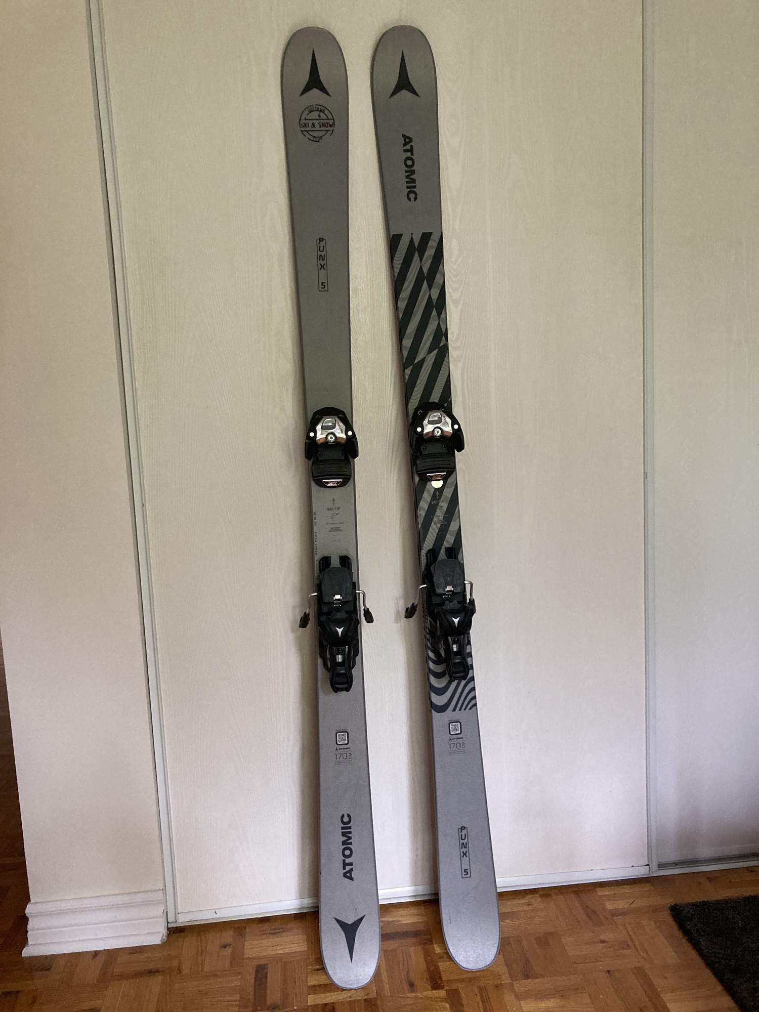 Atomic Punx 5 With Atomic Warden 13 | SidelineSwap