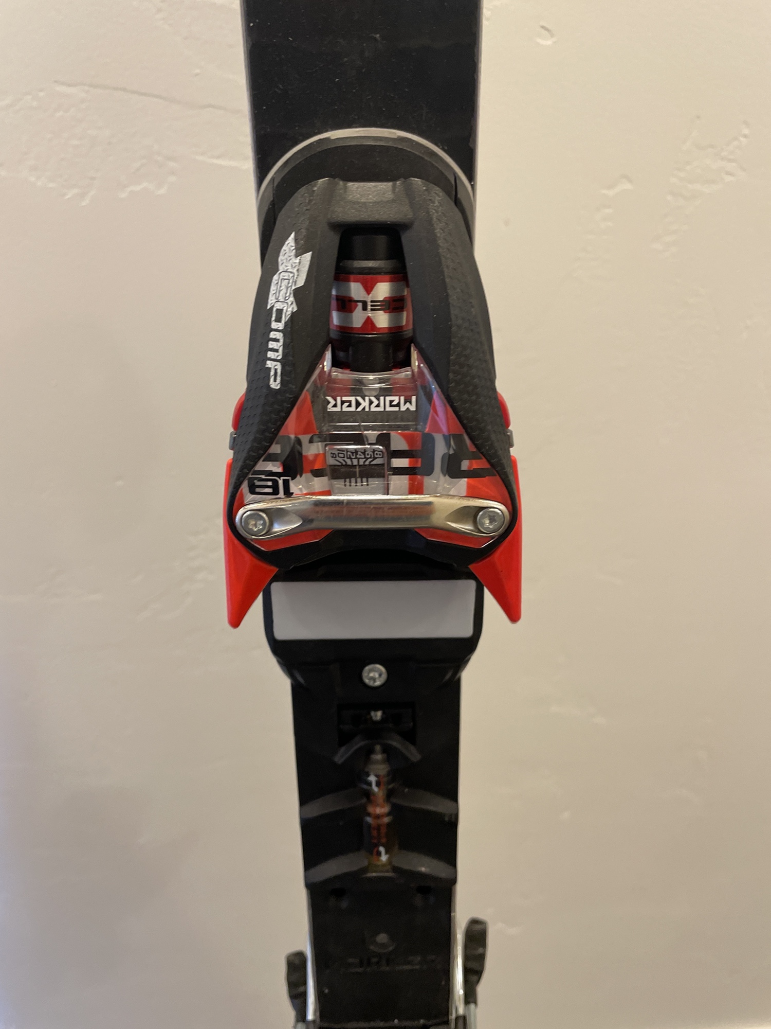 Used 193 cm With Bindings Max Din 18 Racetiger GS Skis | SidelineSwap