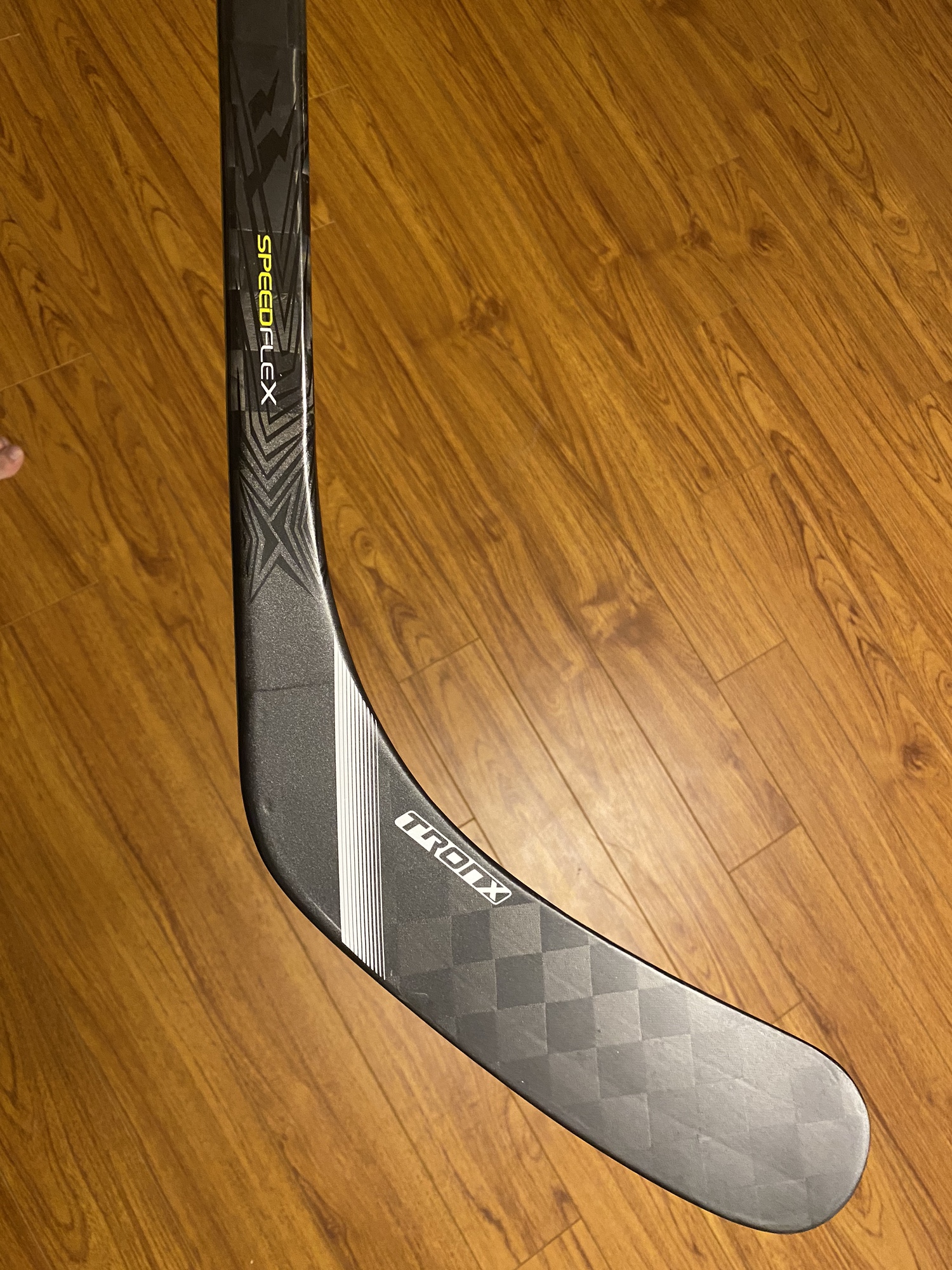 350g Tron X Vanquish Left P92 Grip Hockey Stick | SidelineSwap