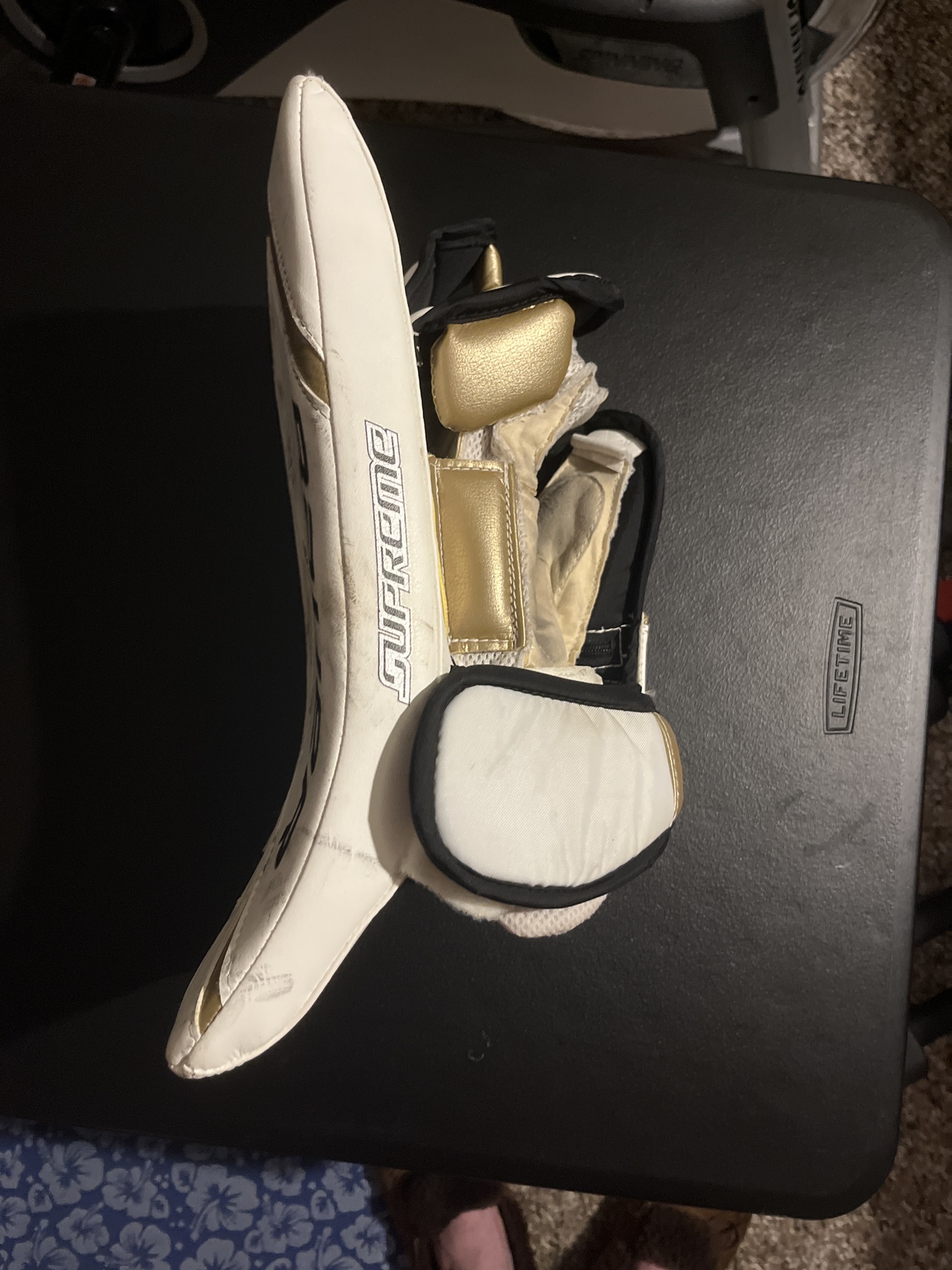 Used Regular Supreme One100 | SidelineSwap