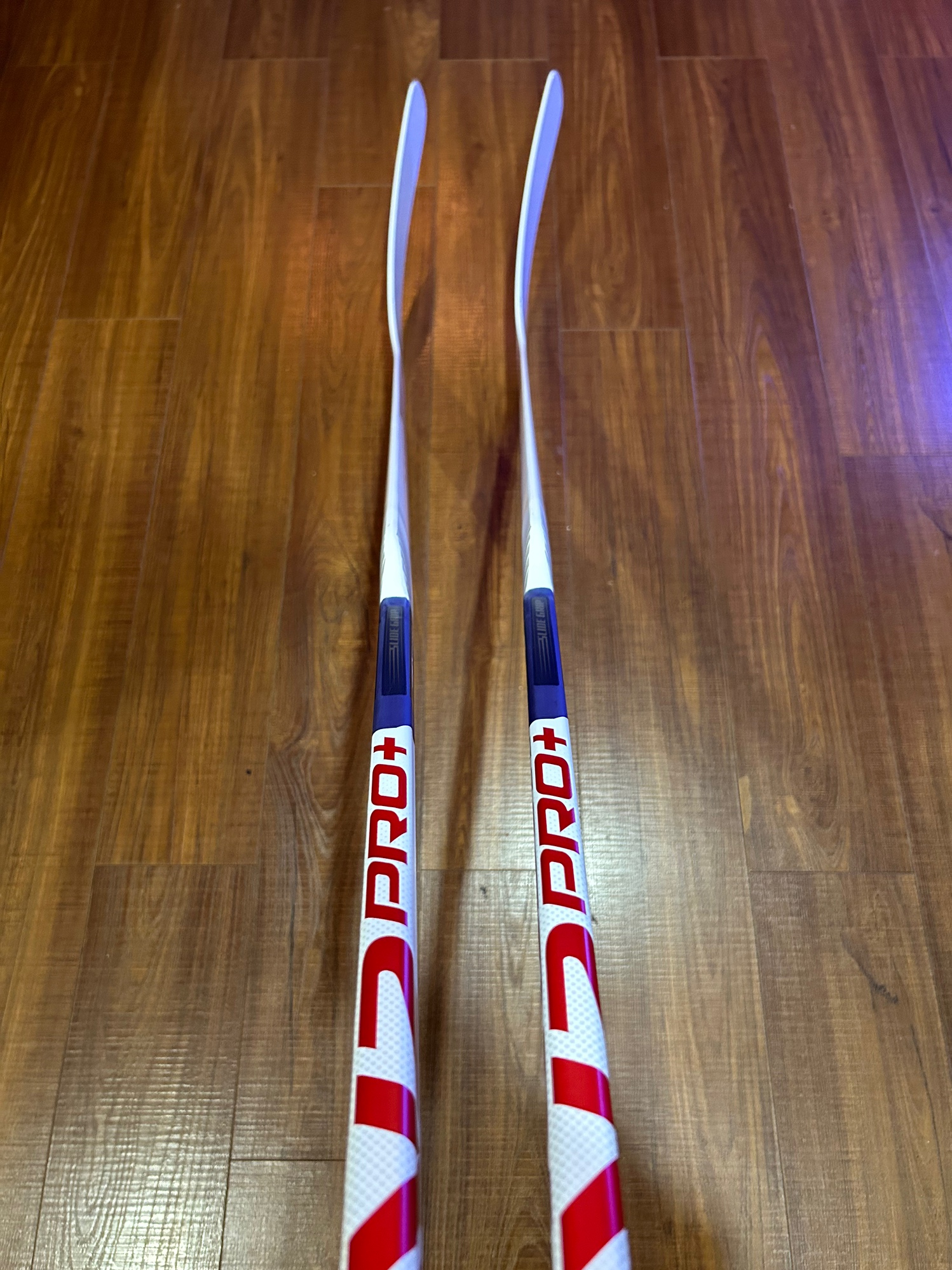 2 Pack - Warrior V2+ Pro Goalie Stick P31 / 26’’ | SidelineSwap