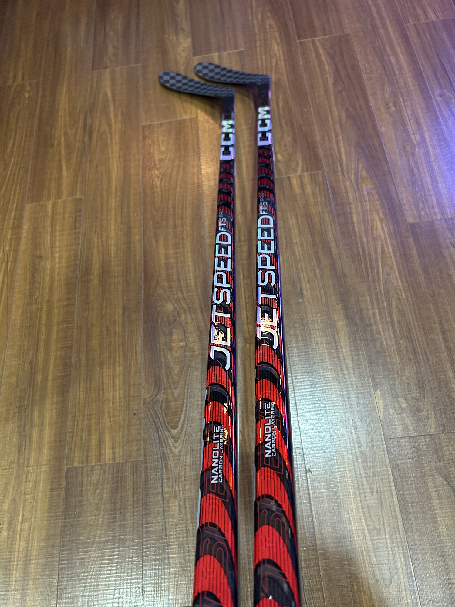 2 pack - CCM FT5 Pro LH 75 flex P28 | SidelineSwap