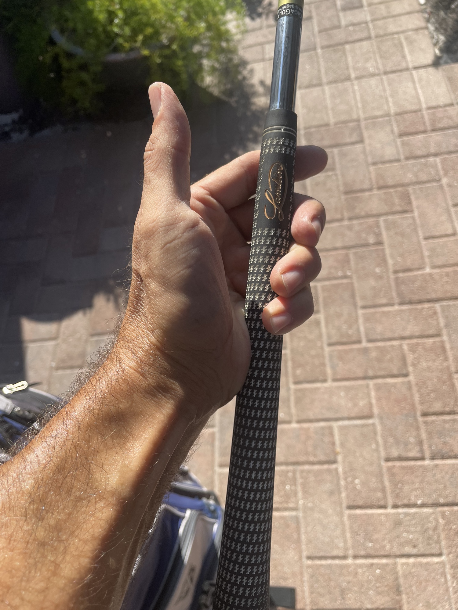 Select 5000 hybrid iron 2 in left hand | SidelineSwap