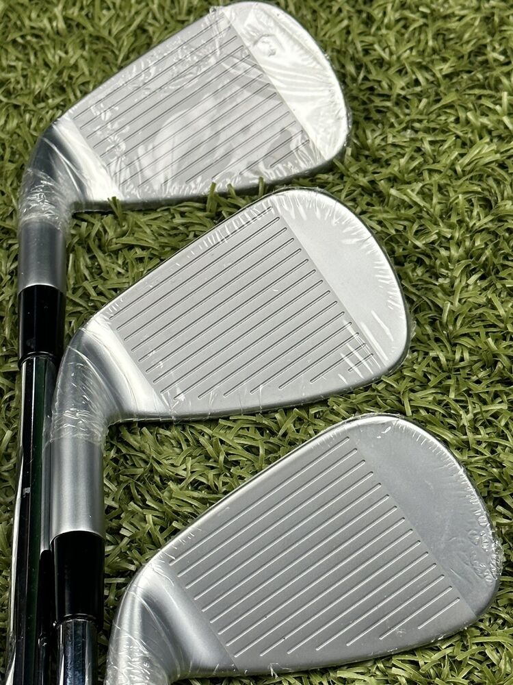 TaylorMade P790 Forged 2021 Iron Set 4-PW Dynamic Gold 105 Stiff Flex ...