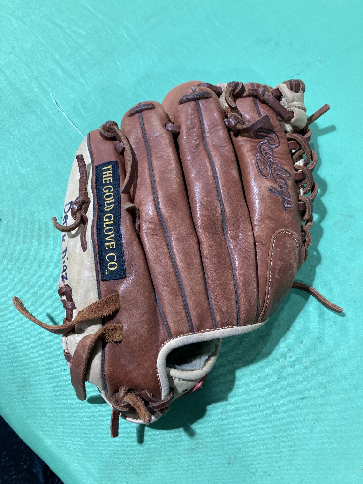 Used Rawlings Gg elite Right Hand Throw Baseball Glove 11.5" | SidelineSwap
