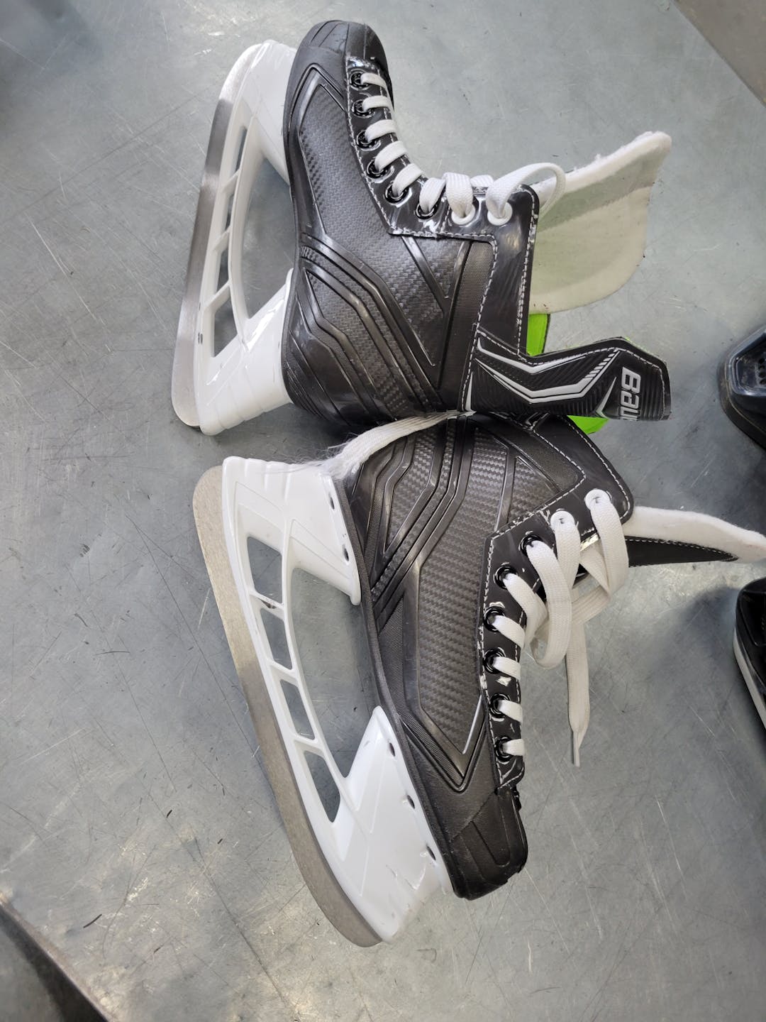 Used Bauer Xls Junior 03 Ice Hockey Skates | SidelineSwap