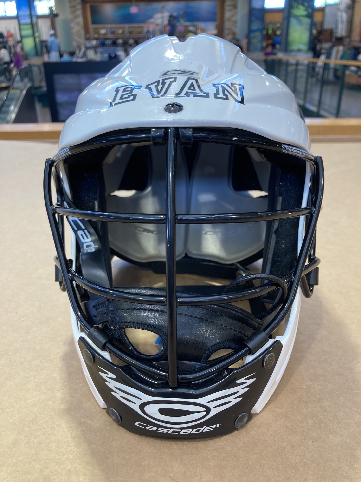 Used Cascade Cs Helmet | SidelineSwap