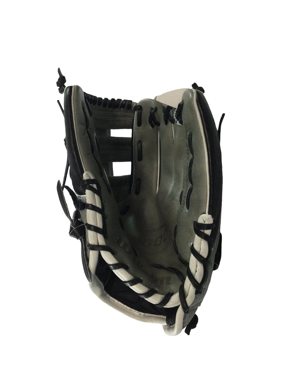 Used Wilson A2000 11 1 2" Fielders Glove | SidelineSwap