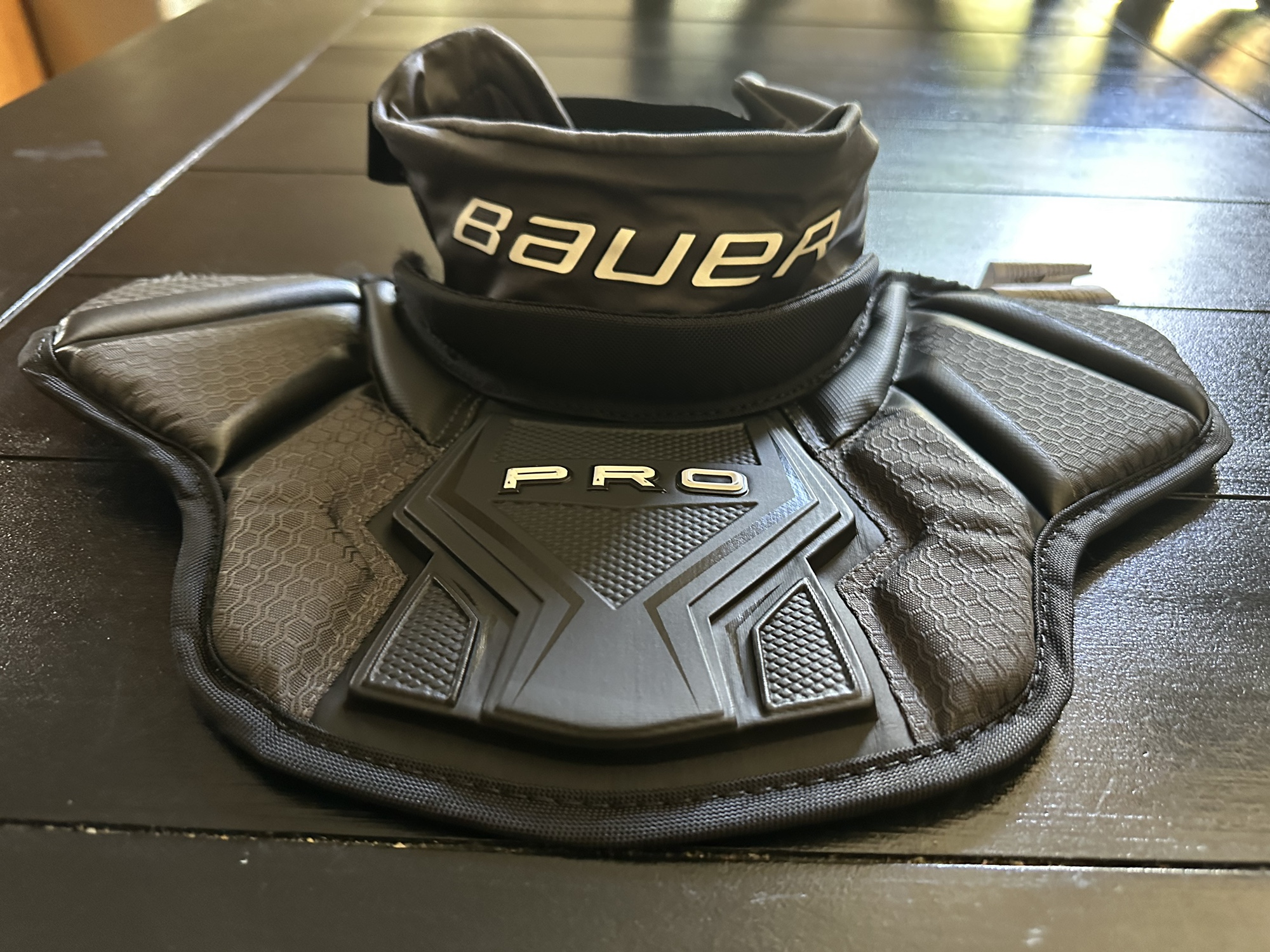 Used Bauer Pro Goalie Neck Protector Sr | SidelineSwap