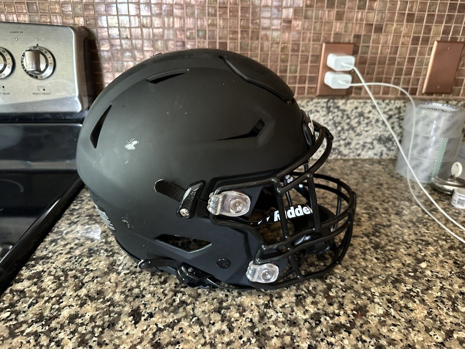 Riddell Speed FLEX Football Helmet Matte Black | SidelineSwap