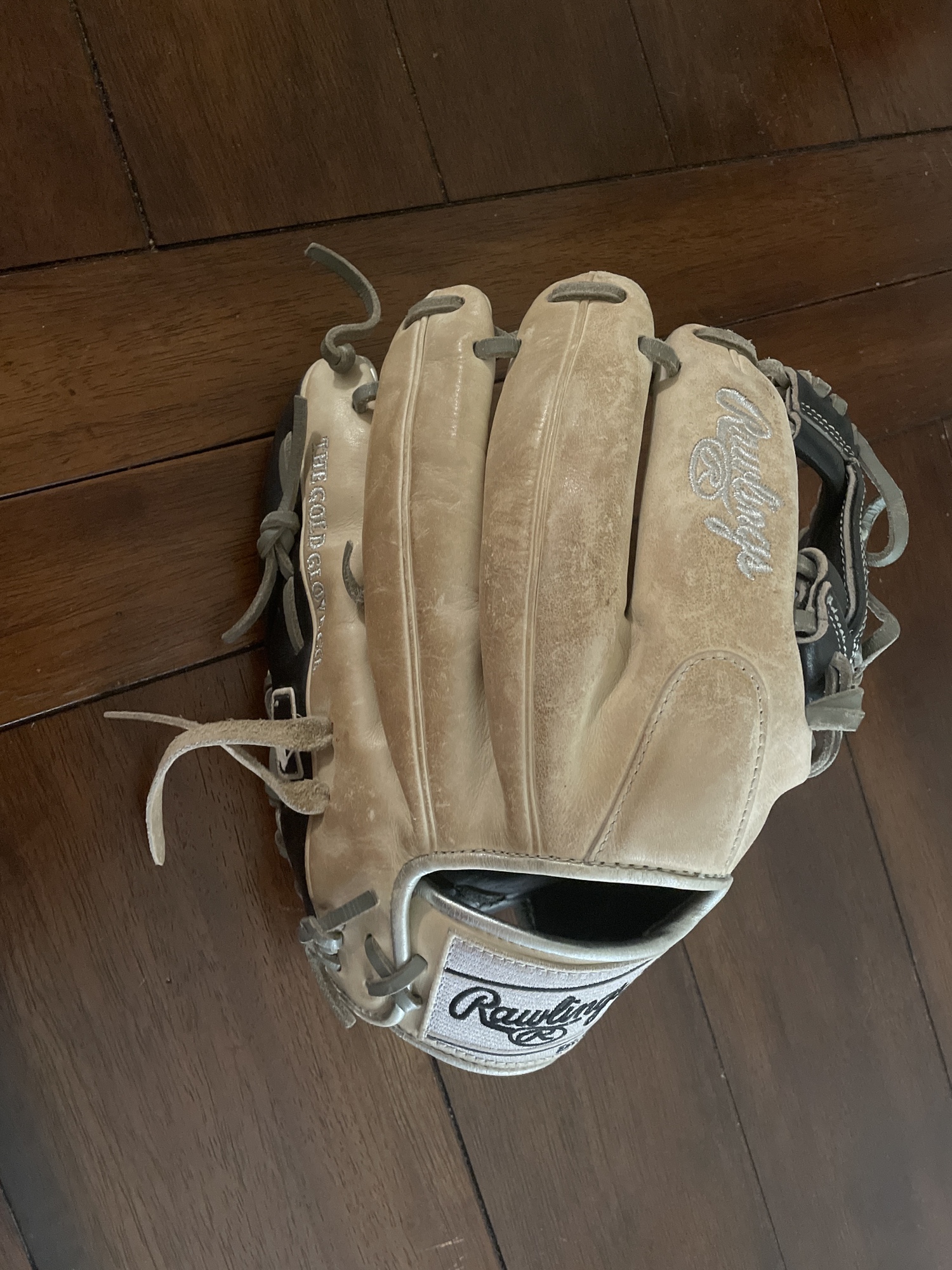 Used Infield 11.5" Heart of the Hide Baseball Glove | SidelineSwap