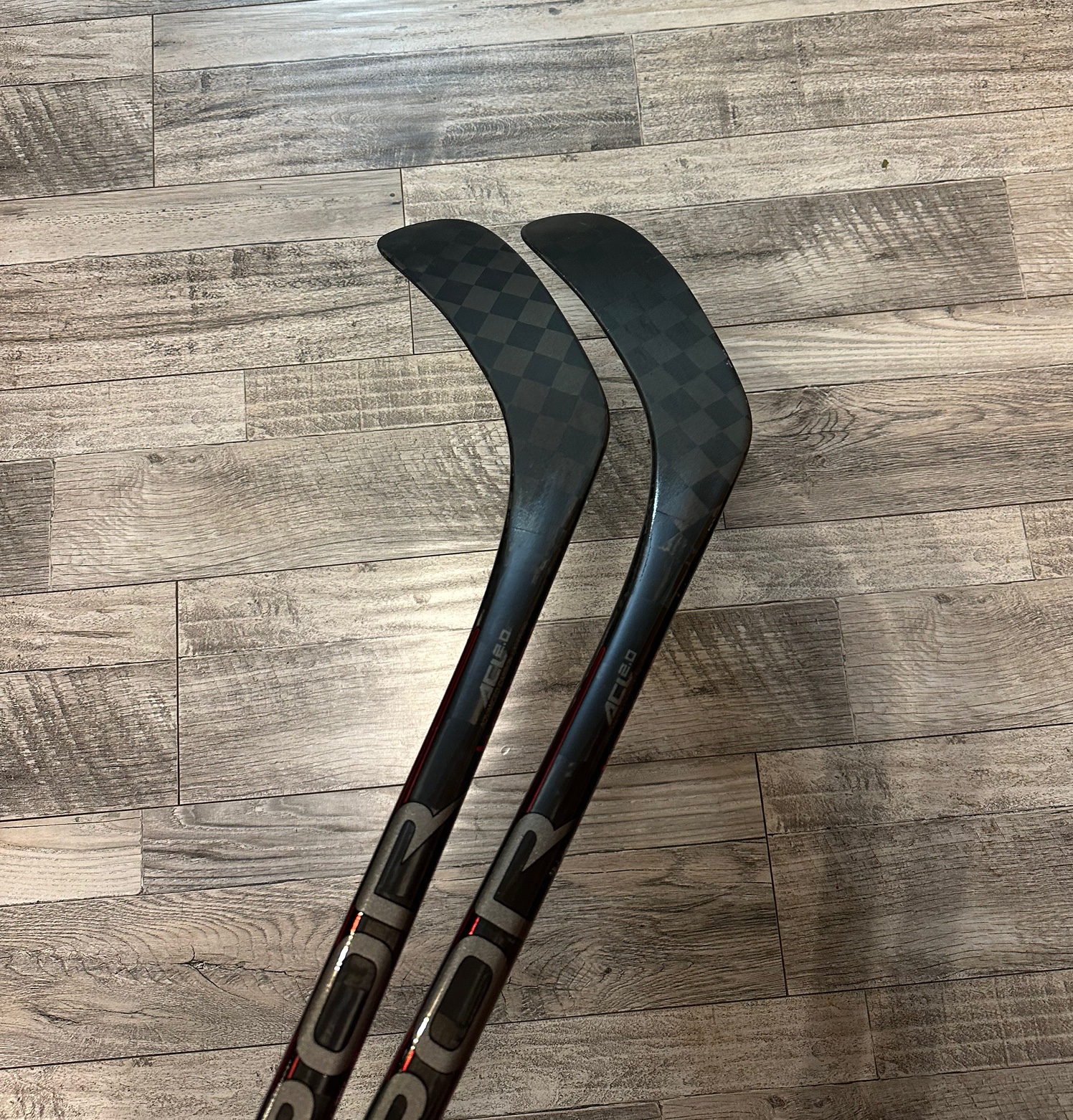NEW! 2 PACK! 2x 77 Flex Right Hand P28 Vapor Hyp2rlite Hockey Sticks ...