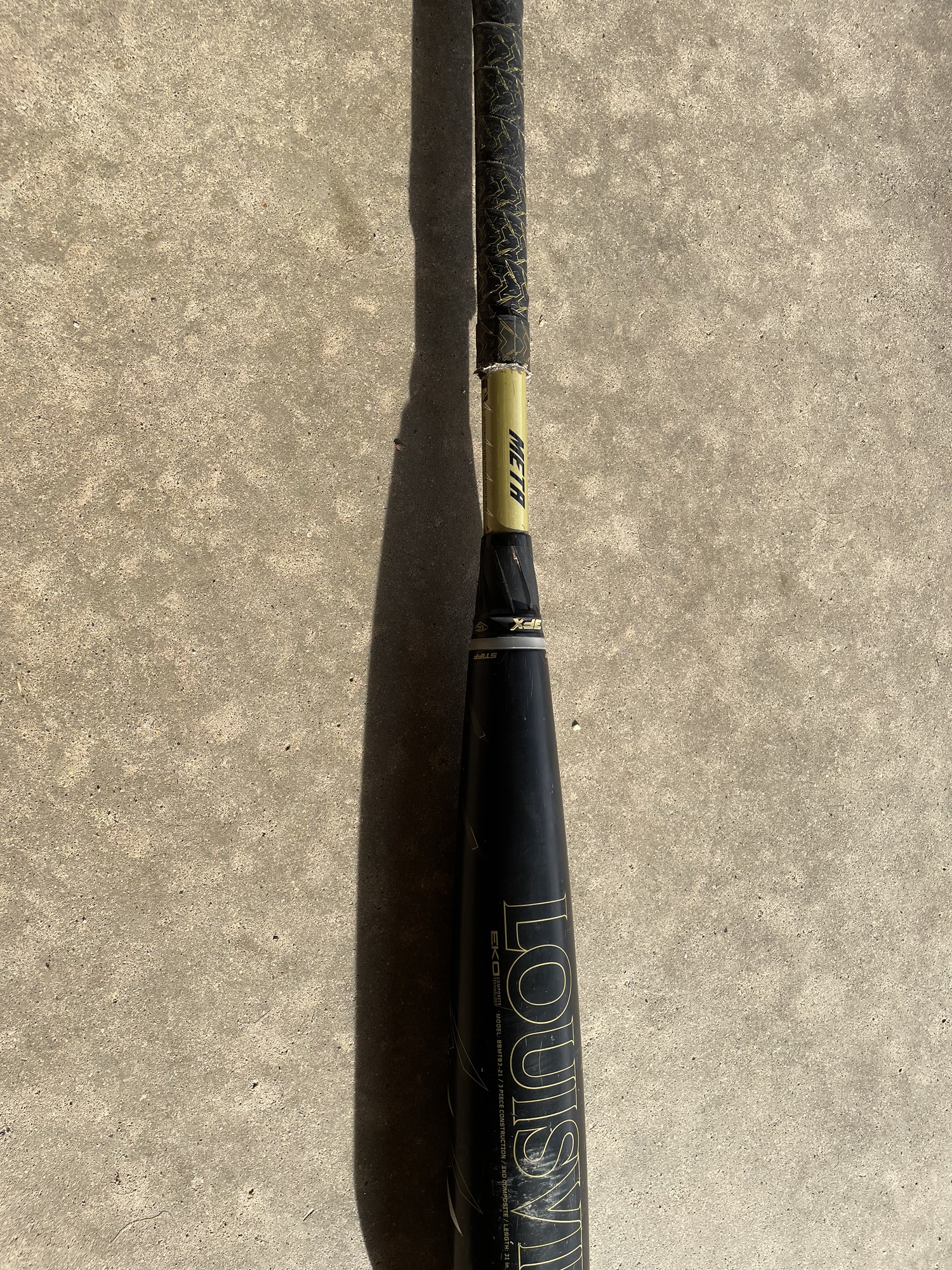 2021 Composite (-3) 28 oz 31" Louisville Slugger Meta Bat | SidelineSwap