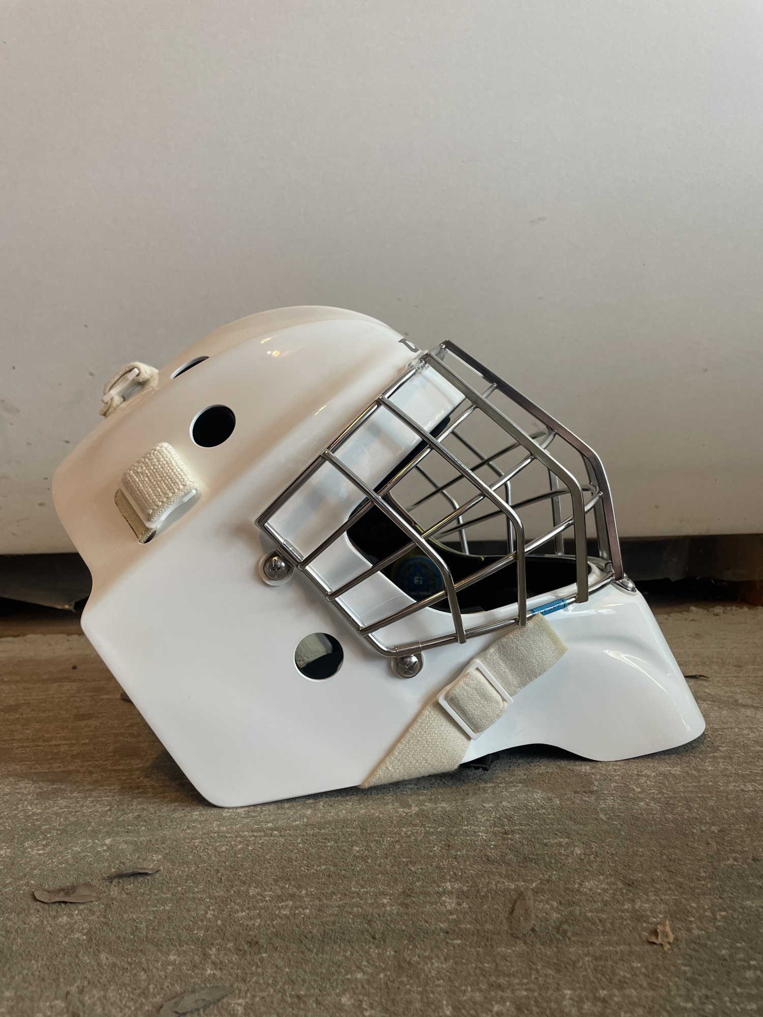 New CCM Axis Pro Goalie Mask | SidelineSwap