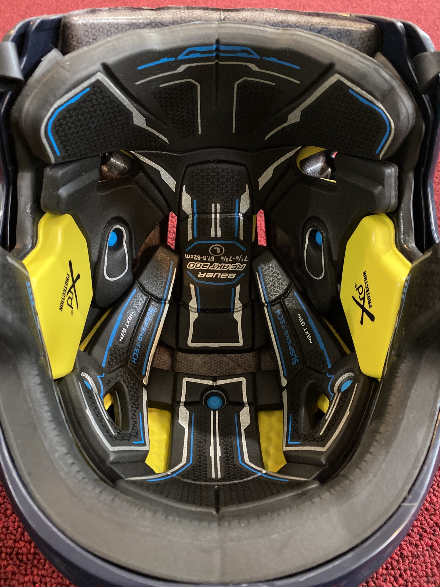 Madison Capitols Large Bauer Pro Stock Re-Akt 200 Helmet Item#MHAH ...