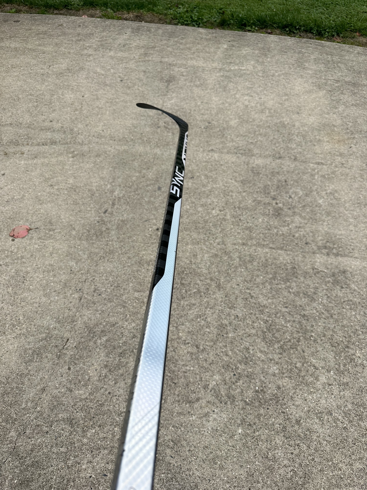 Used Pro Stock Bauer Nexus 2n Pro Wrapped as a Silver Sync | SidelineSwap