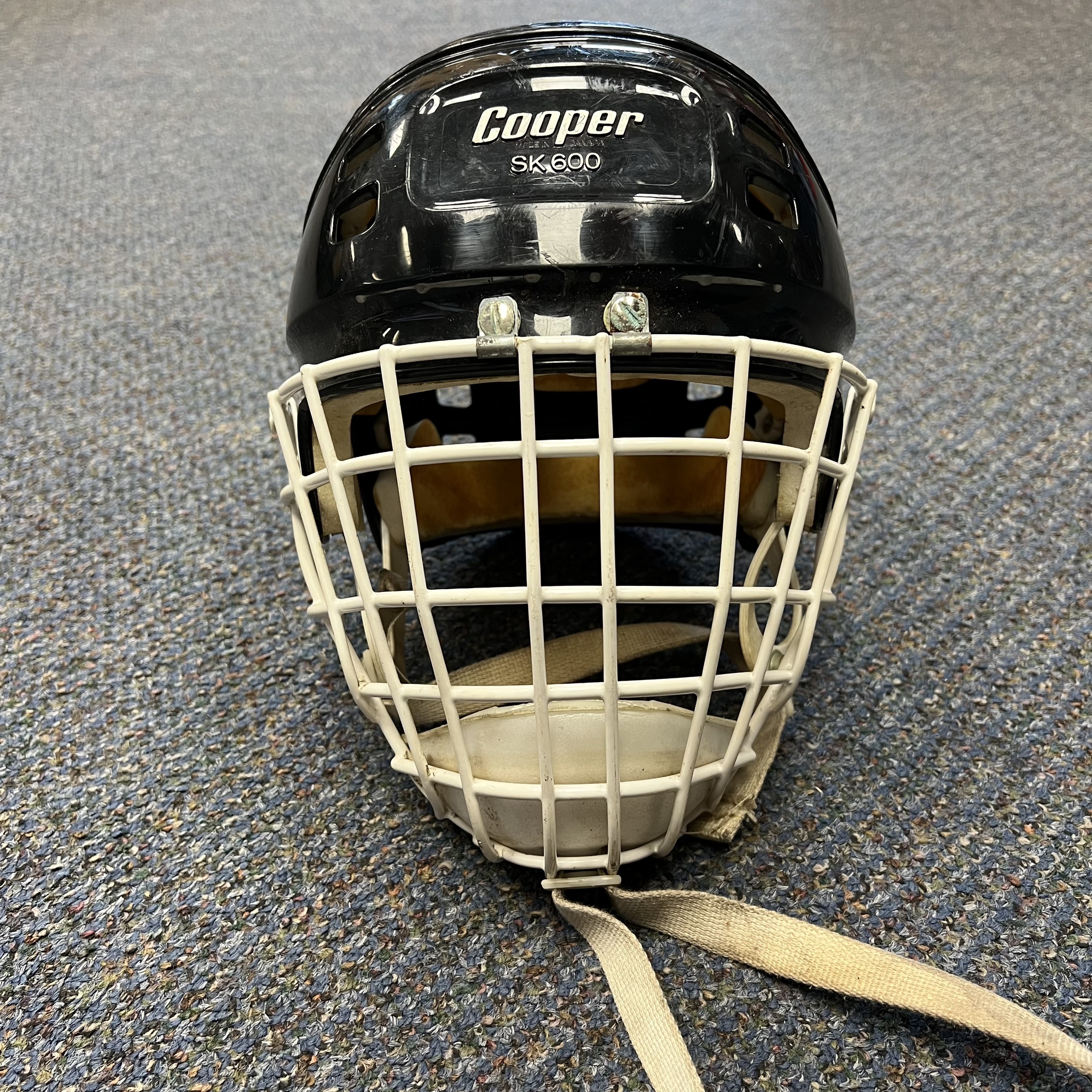 Cooper SK600 helmet w/ Cooper HM50 cage large? | SidelineSwap