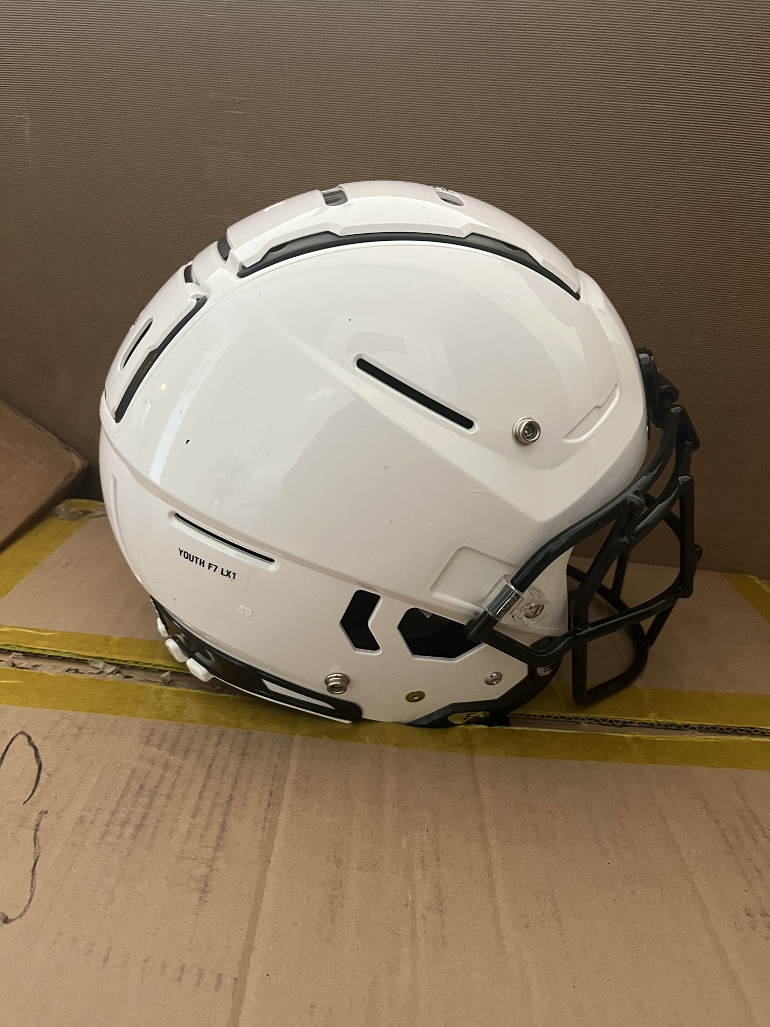 New Medium Schutt F7 Helmet | SidelineSwap