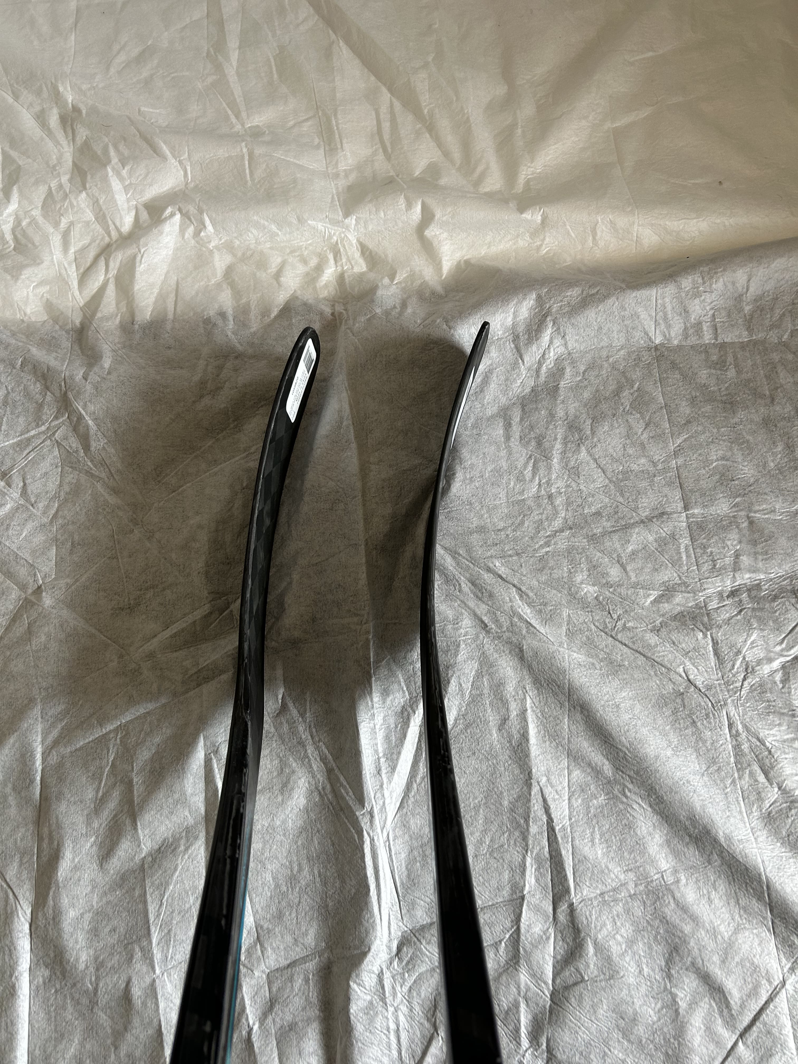 Bundle 2 X Bauer NEXUS SYNC Hockey Stick | 77 Flex P88 Curve | Senior ...