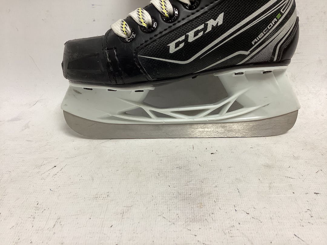 Used Ccm Ribcore 64k Youth 10.0 Ice Hockey Skates | SidelineSwap