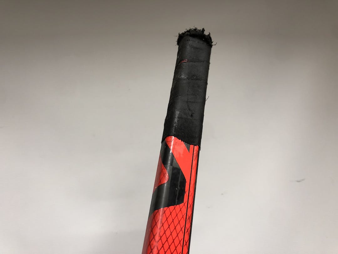Used Bauer Vapor Fly Lite 77 Flex Pattern P92 Senior One Piece Sticks ...