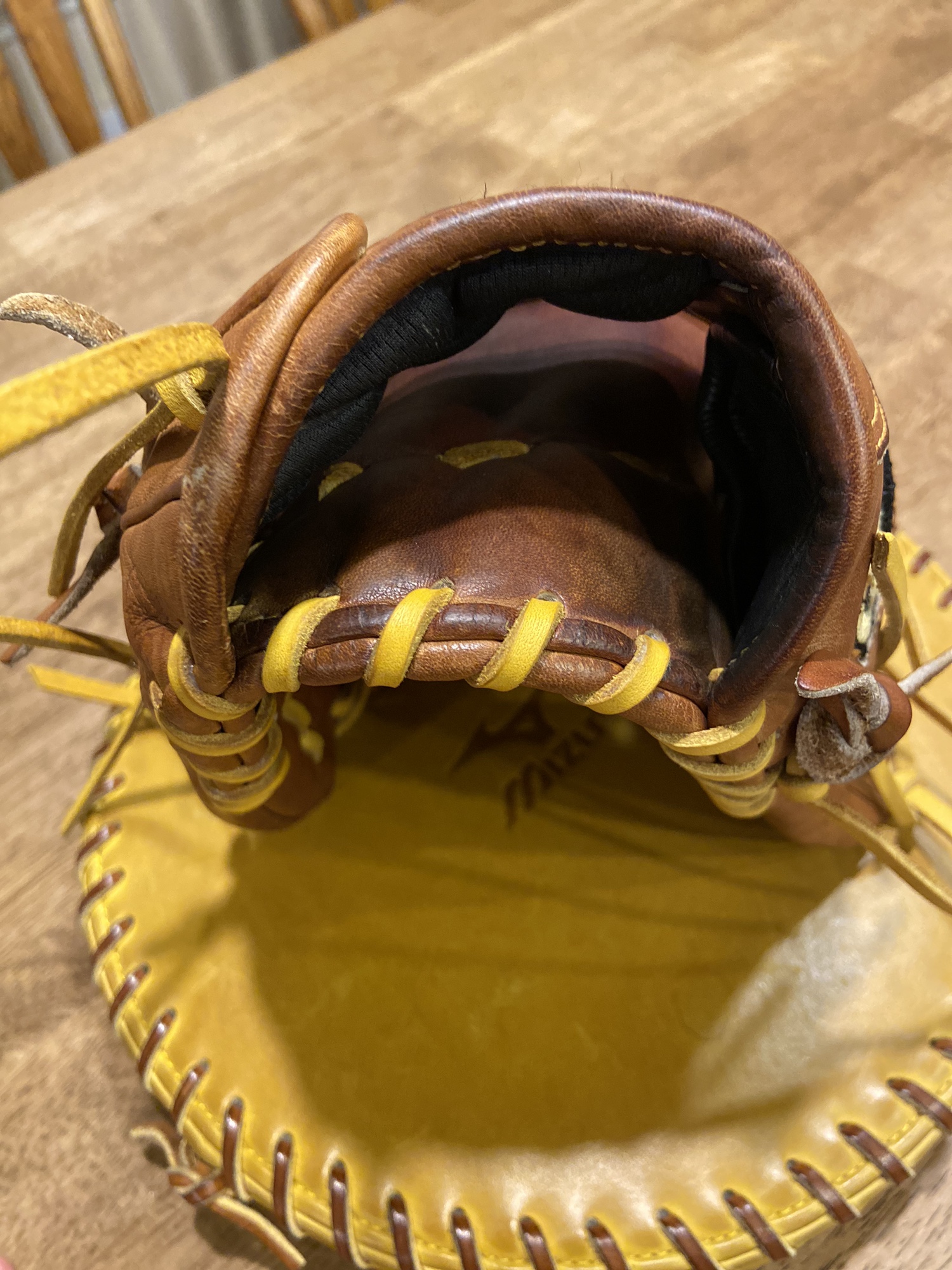 Restored Wilson Right Hand Throw Infield A2000 DP15 Baseball Glove 11.5 ...