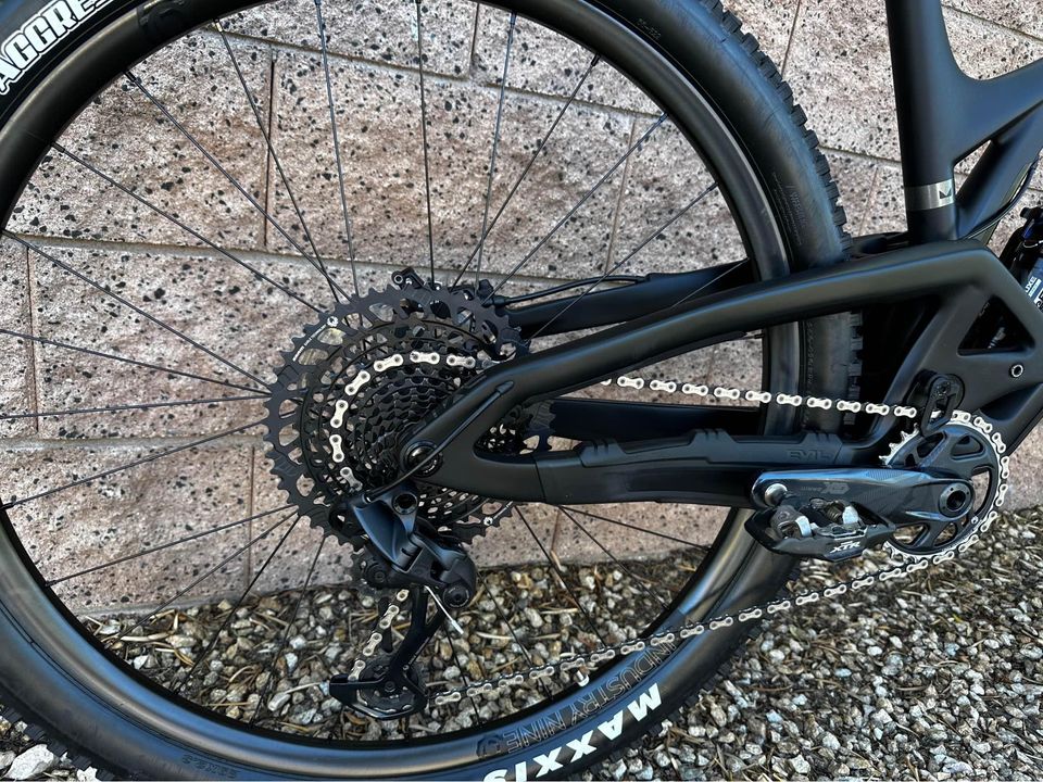 2023 evil following LS GX custom medium blackout 29er carbon industry ...