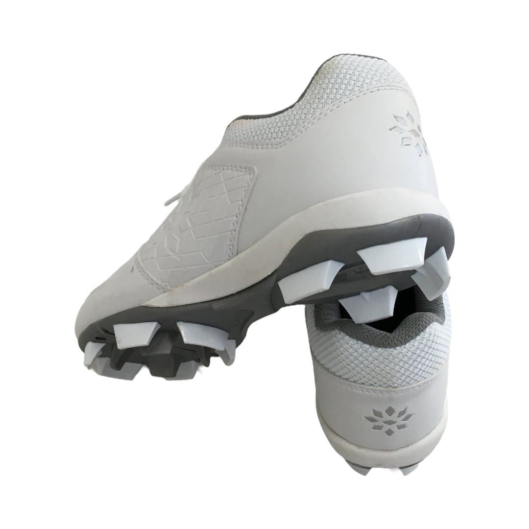New Rip-it Ringor Junior 4.5 Baseball And Softball Cleats | SidelineSwap