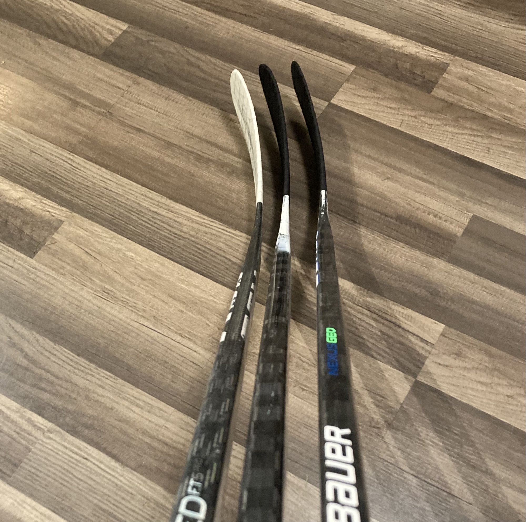 Pro Stock Bauer Nexus Geo - RH 77 Flex PM9 Curve | SidelineSwap