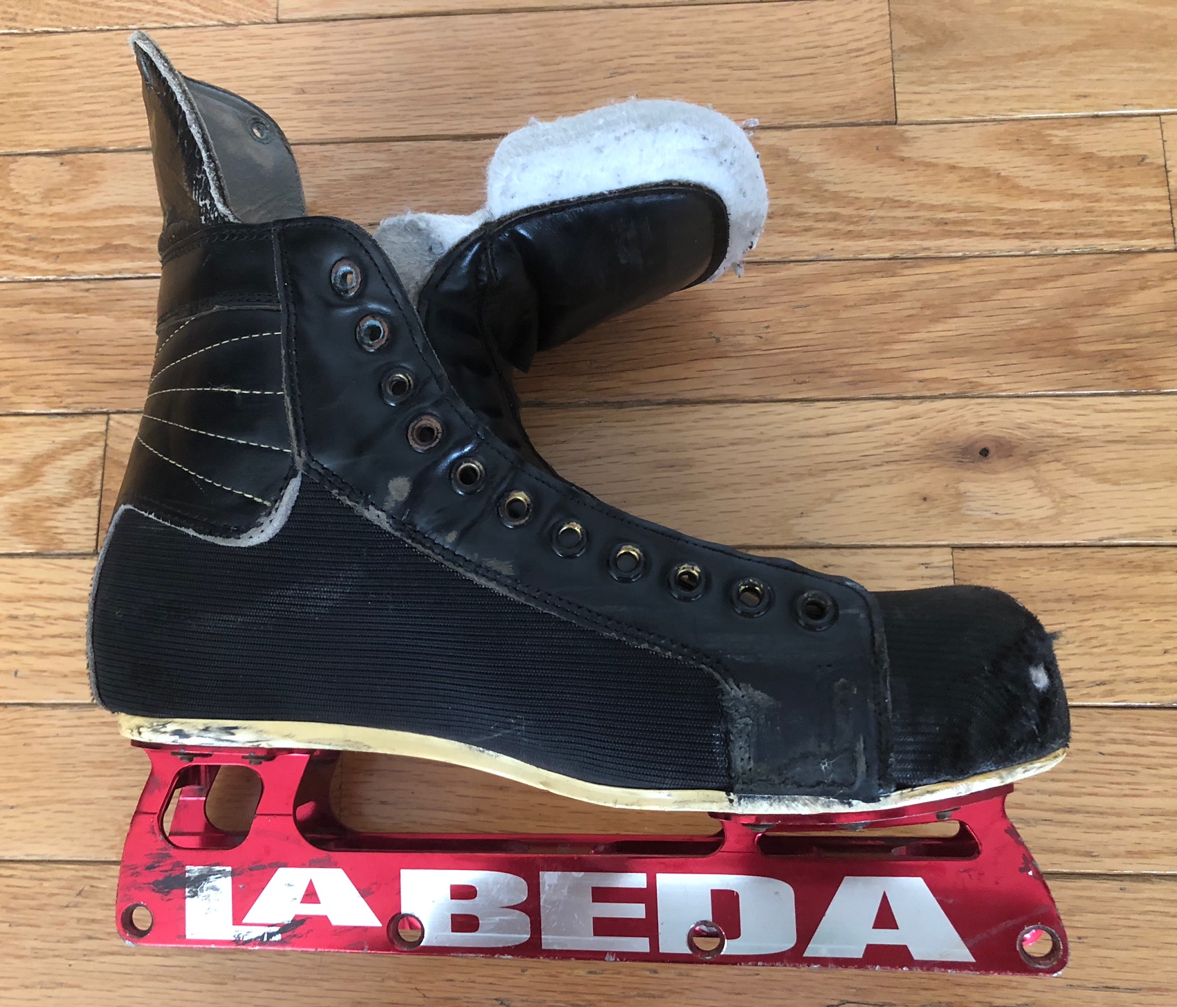 DAOUST 501 Hockey Skates w/ Labeda Pro Extreme Edge Inline/Roller ...