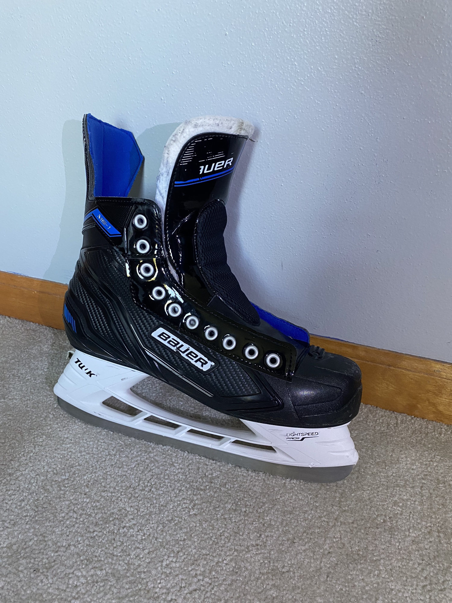 Senior Bauer MS-1 Hockey Skates Size 11.0 | SidelineSwap