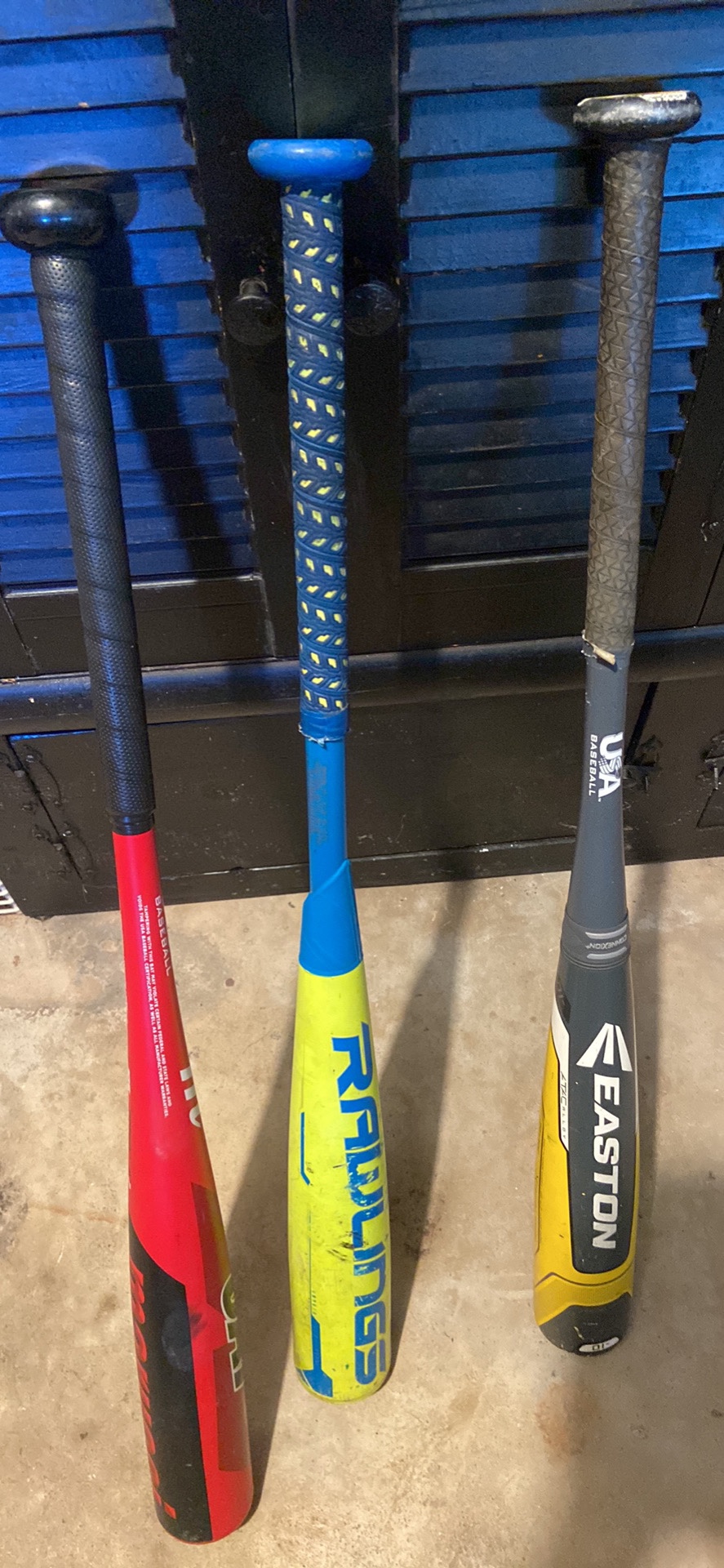 Used Easton (-3) 28 oz 31" Mako Beast Bat | SidelineSwap