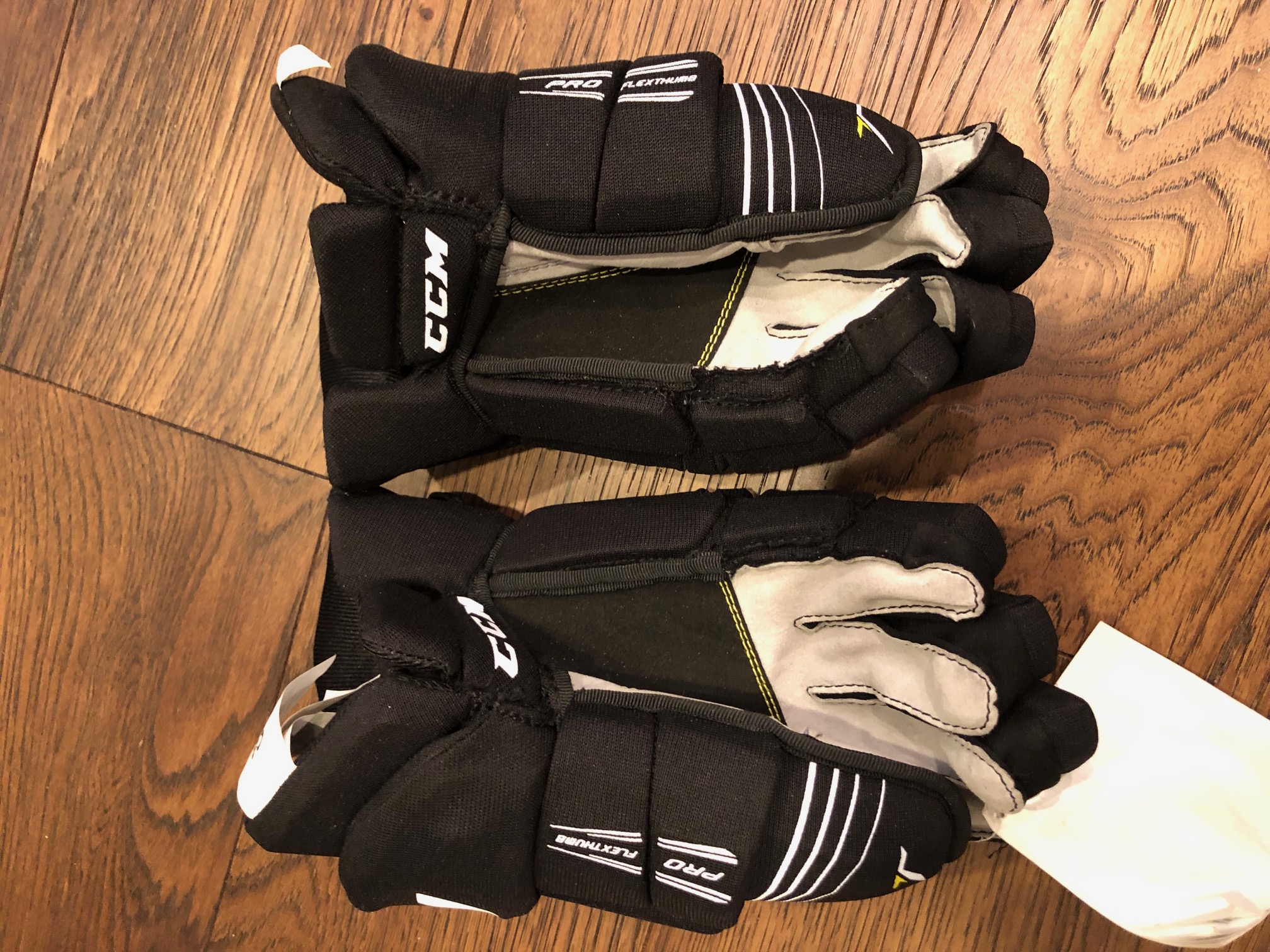 New CCM VECTOR Gloves MISMATCH RH 14" LH 13" | SidelineSwap
