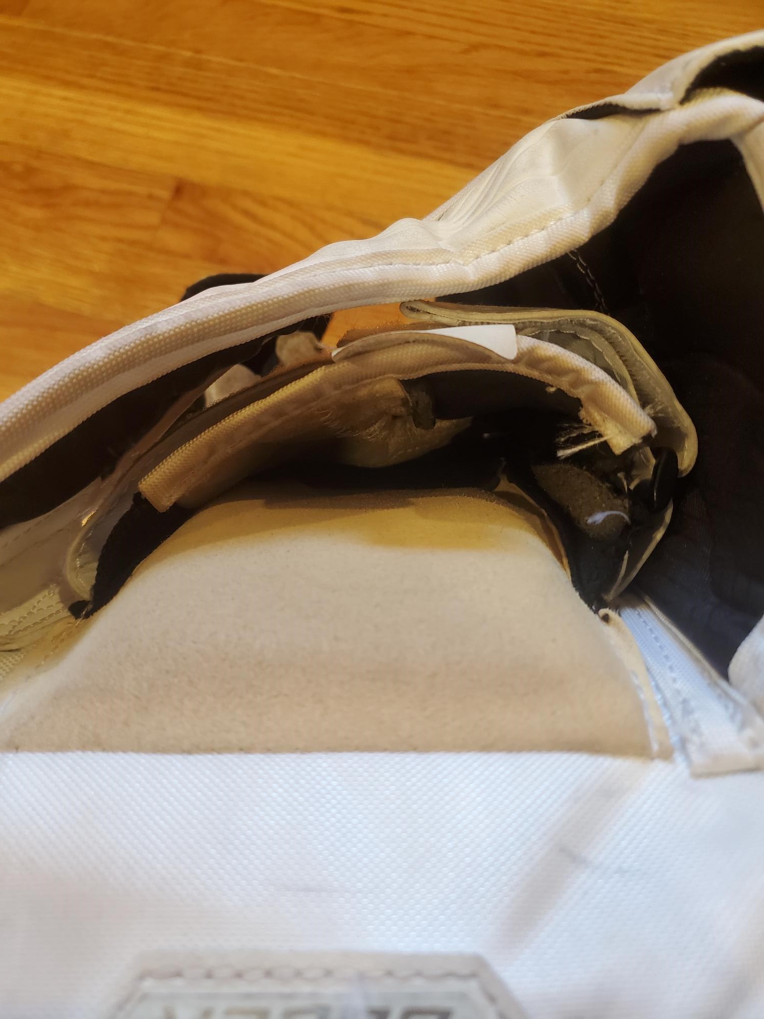 Used Bauer Supreme M5 Pro Blocker | SidelineSwap