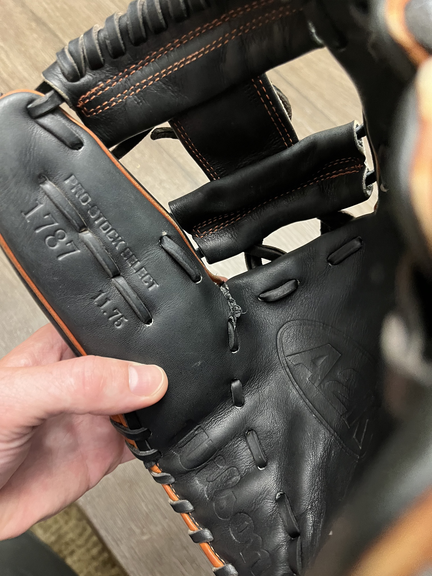 Wilson A2K 1787 11.75” I Web | SidelineSwap