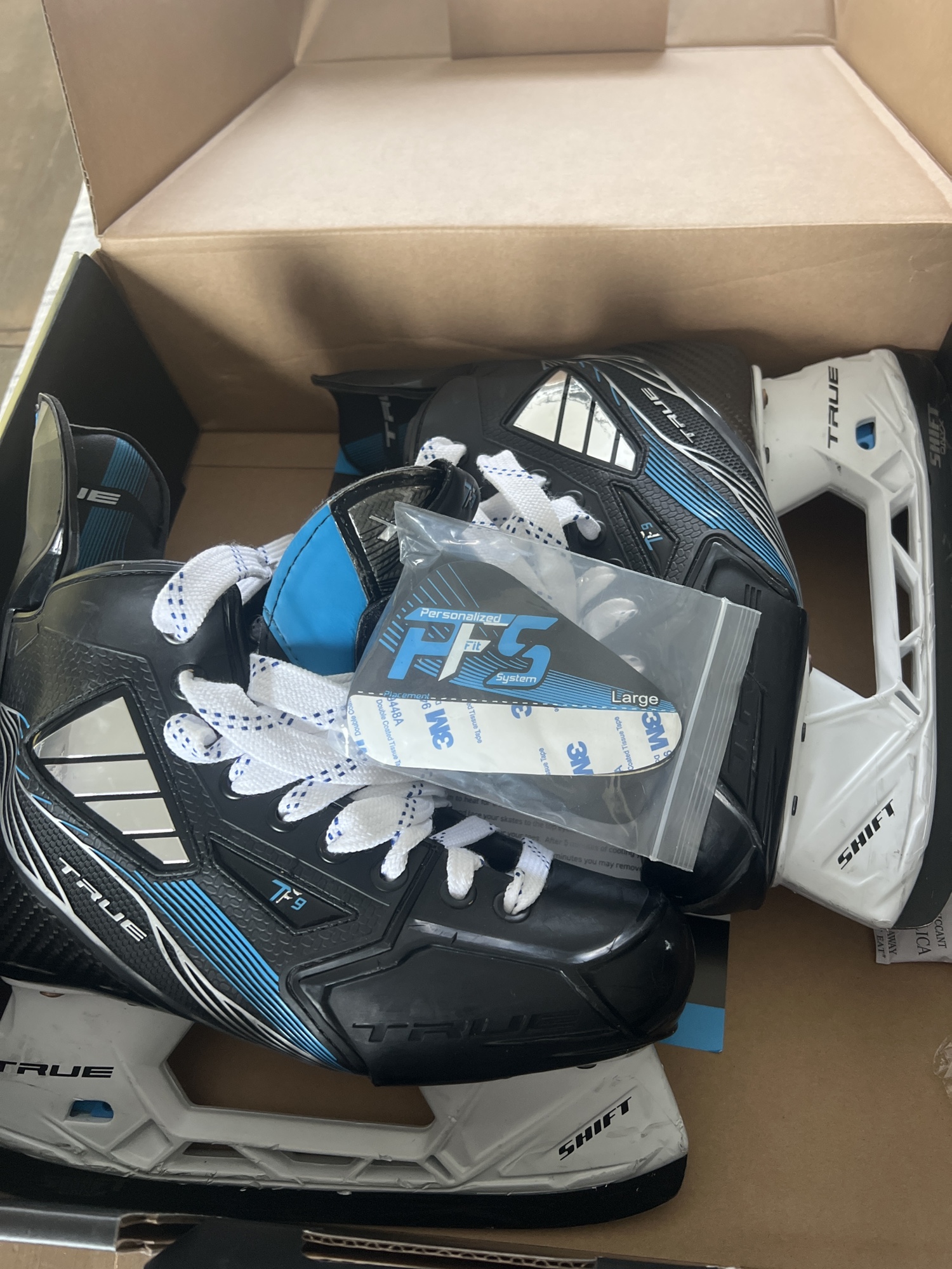 True TF9 Size 4.0 Width R | SidelineSwap