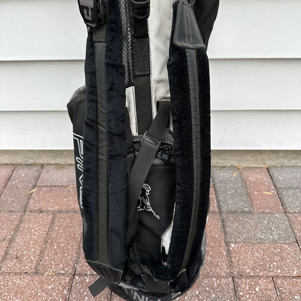 Ping Hoofer 2 Golf Club 4 Way Carry Stand Bag Dual Straps Black White ...